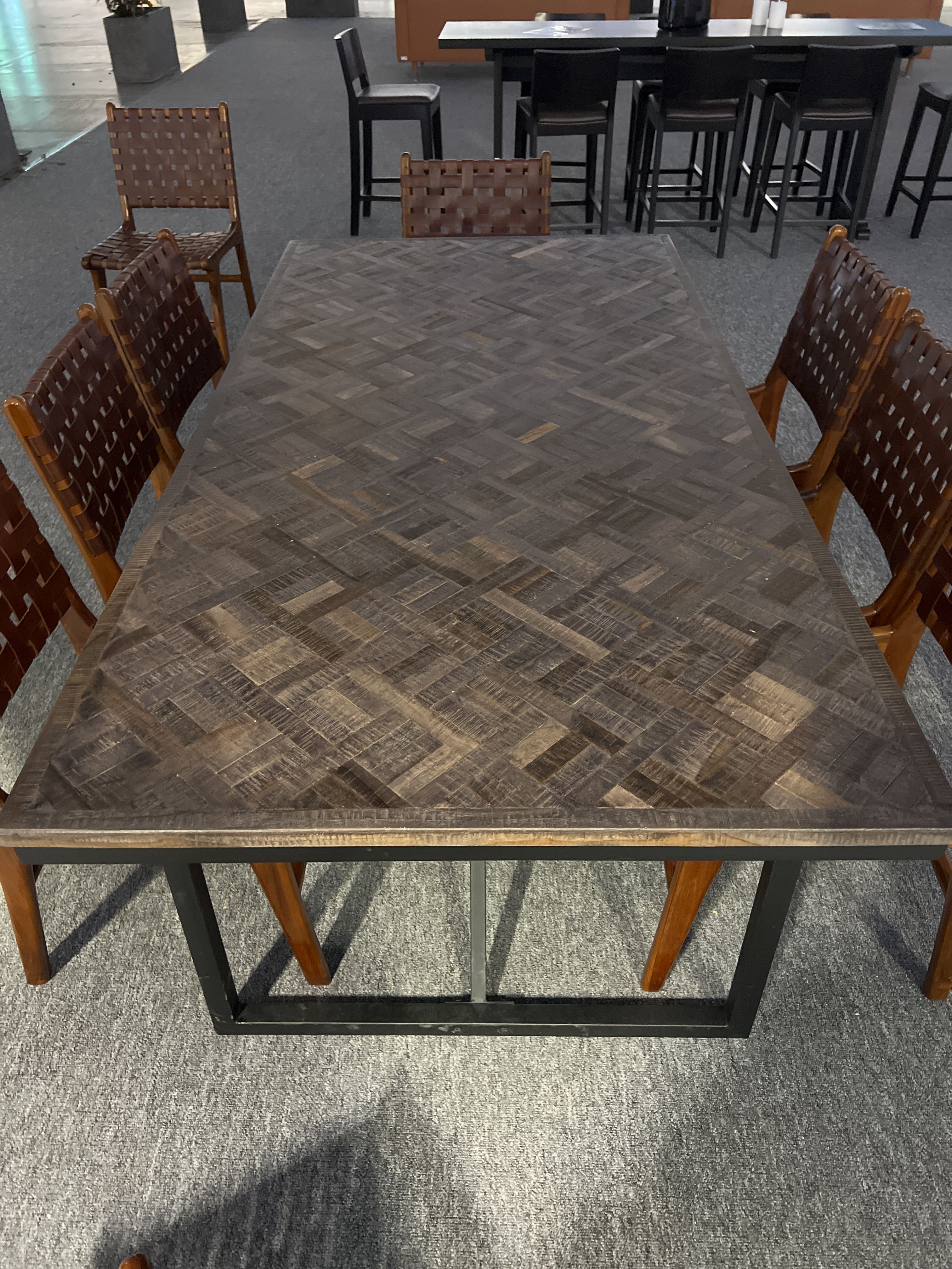 Dining table 9 chairs - PS Auction - We value the future - Largest in ...