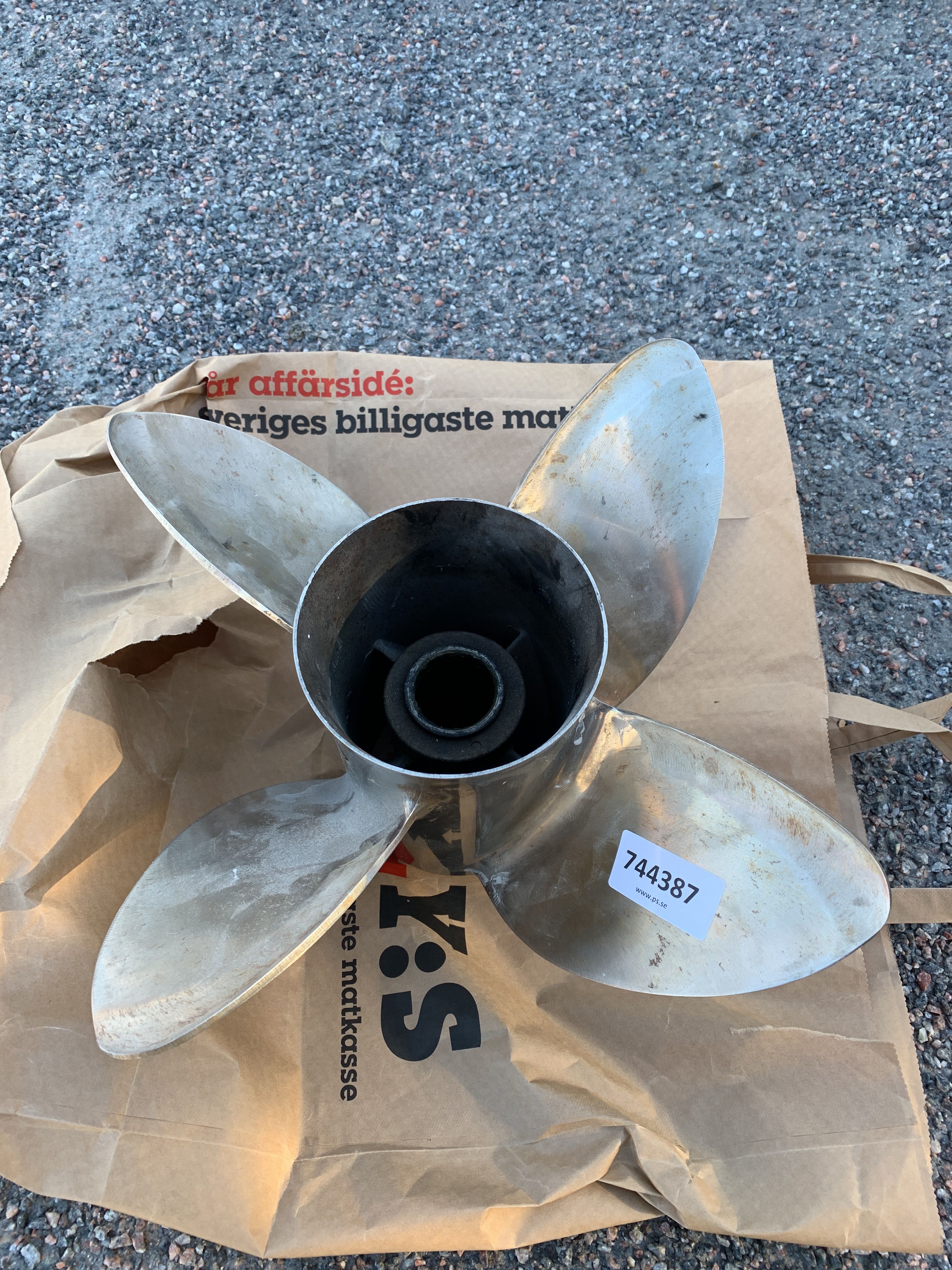 Drev Bravo 1 26P Högerroterande - Auktioner online - Nätauktioner ...