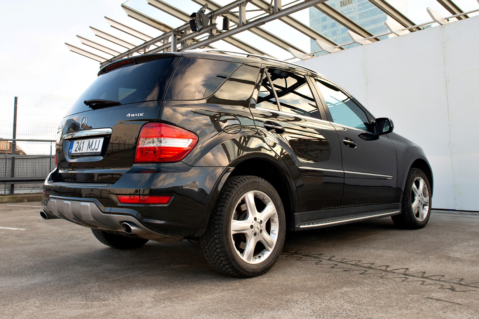 Mercedes-Benz ML500 4Matic AMG - PS Auction - We value the future ...