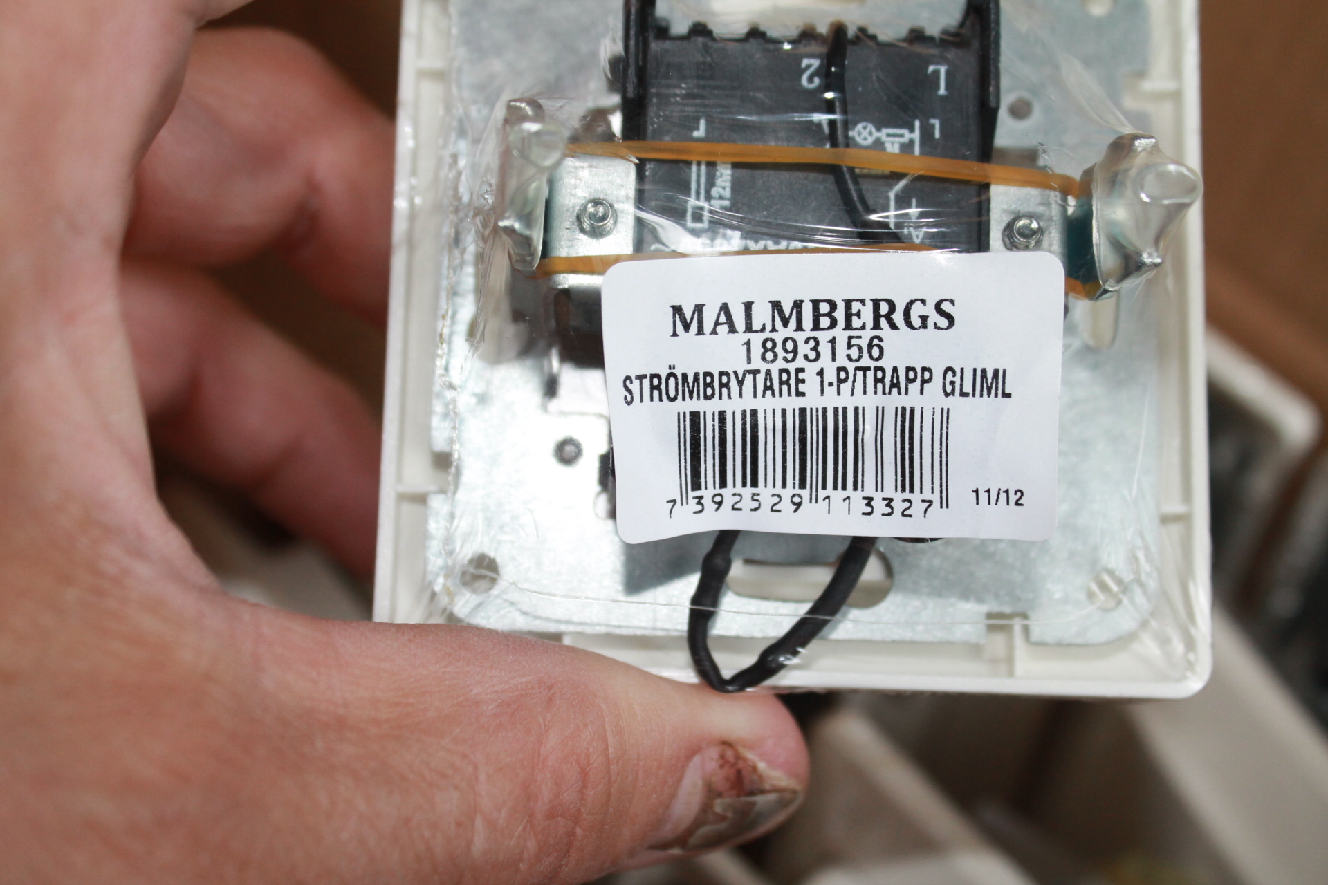 100 switches - PS Auction - We value the future - Largest in net auctions