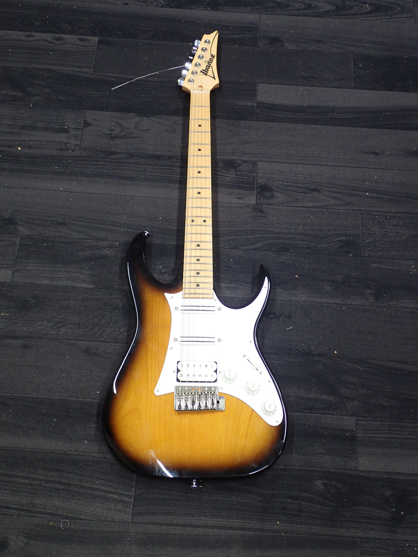 Elgitarr Ibanez team j craft F0916943 inkl Hardcase - Auktioner online ...