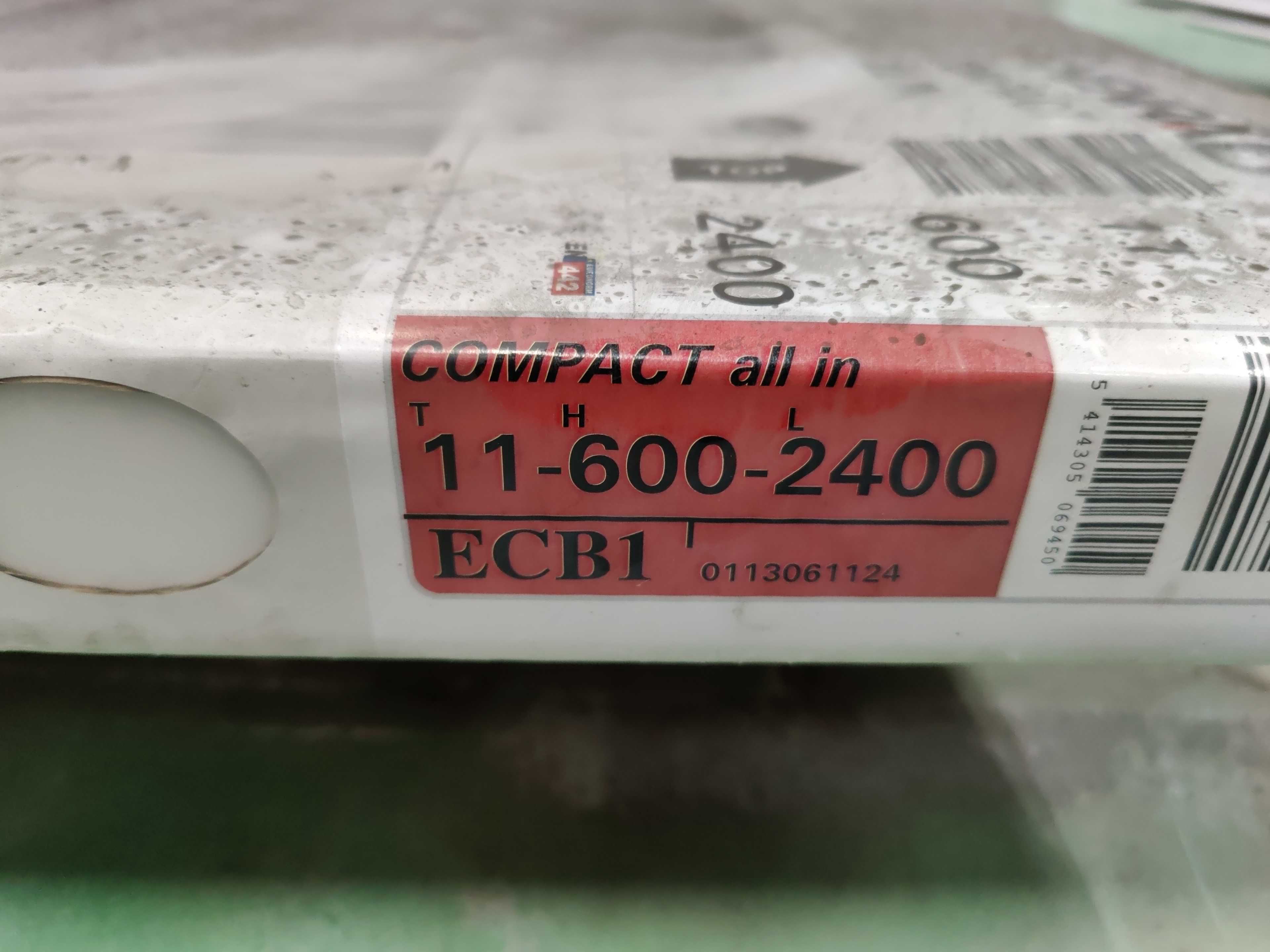 Radiator Henrad Compact All In 11 600x2400 mm - Auktioner online ...