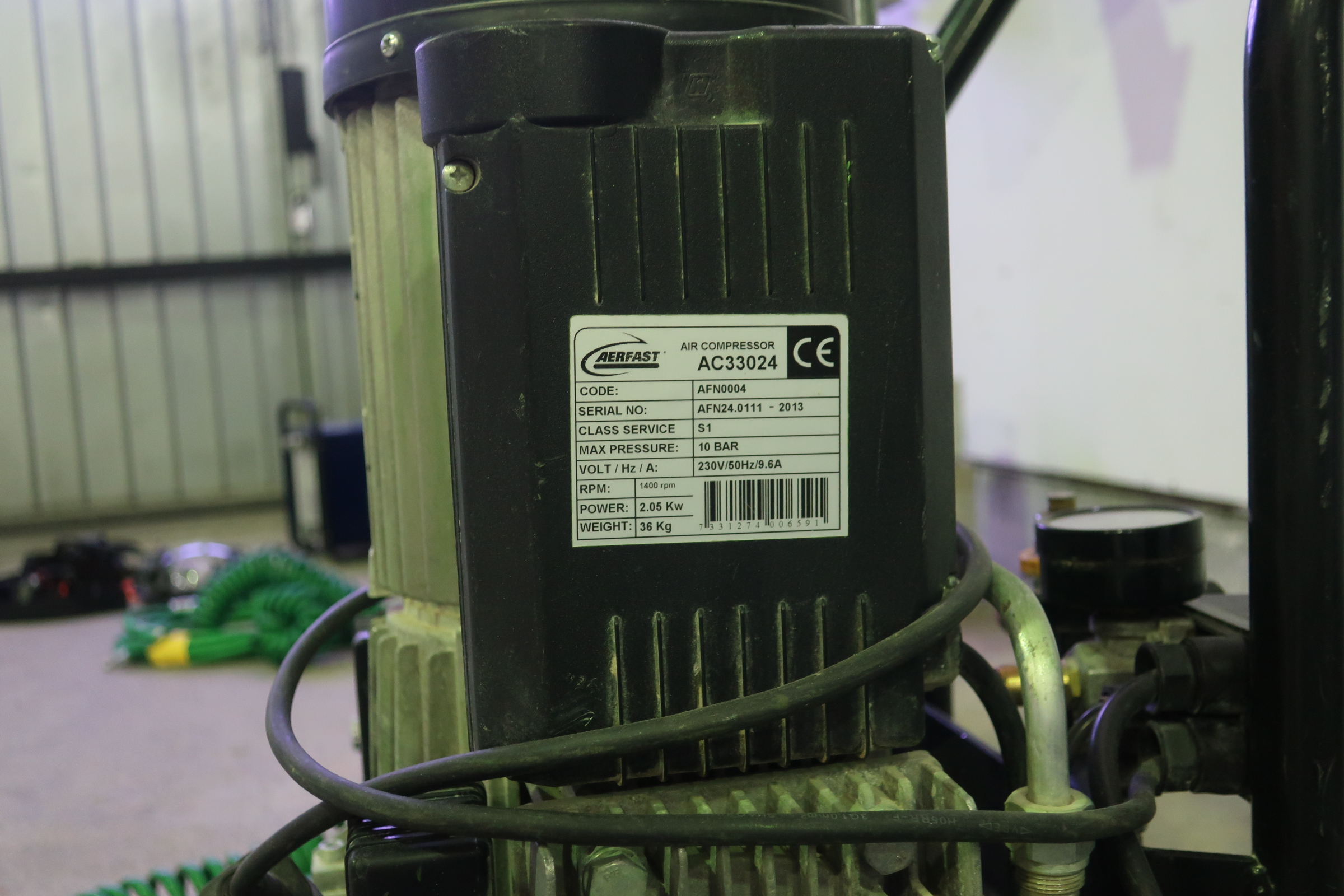 Aerfast compressor, Sundström truck air filter and Scott fresh air mask ...