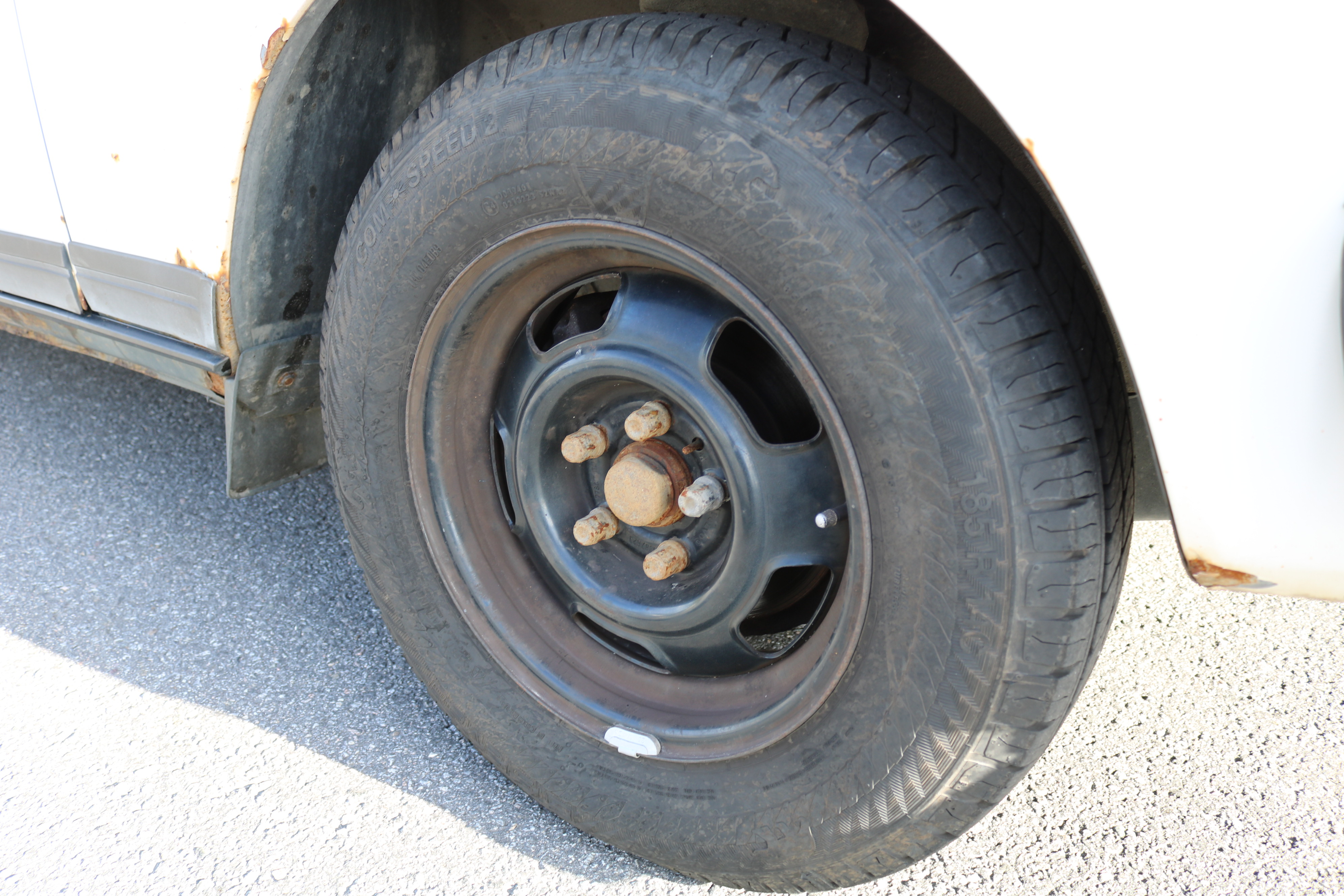 Volvo 240 Kombi GL. 2.3 Manuell, 1993 - Auktioner online - Nätauktioner ...