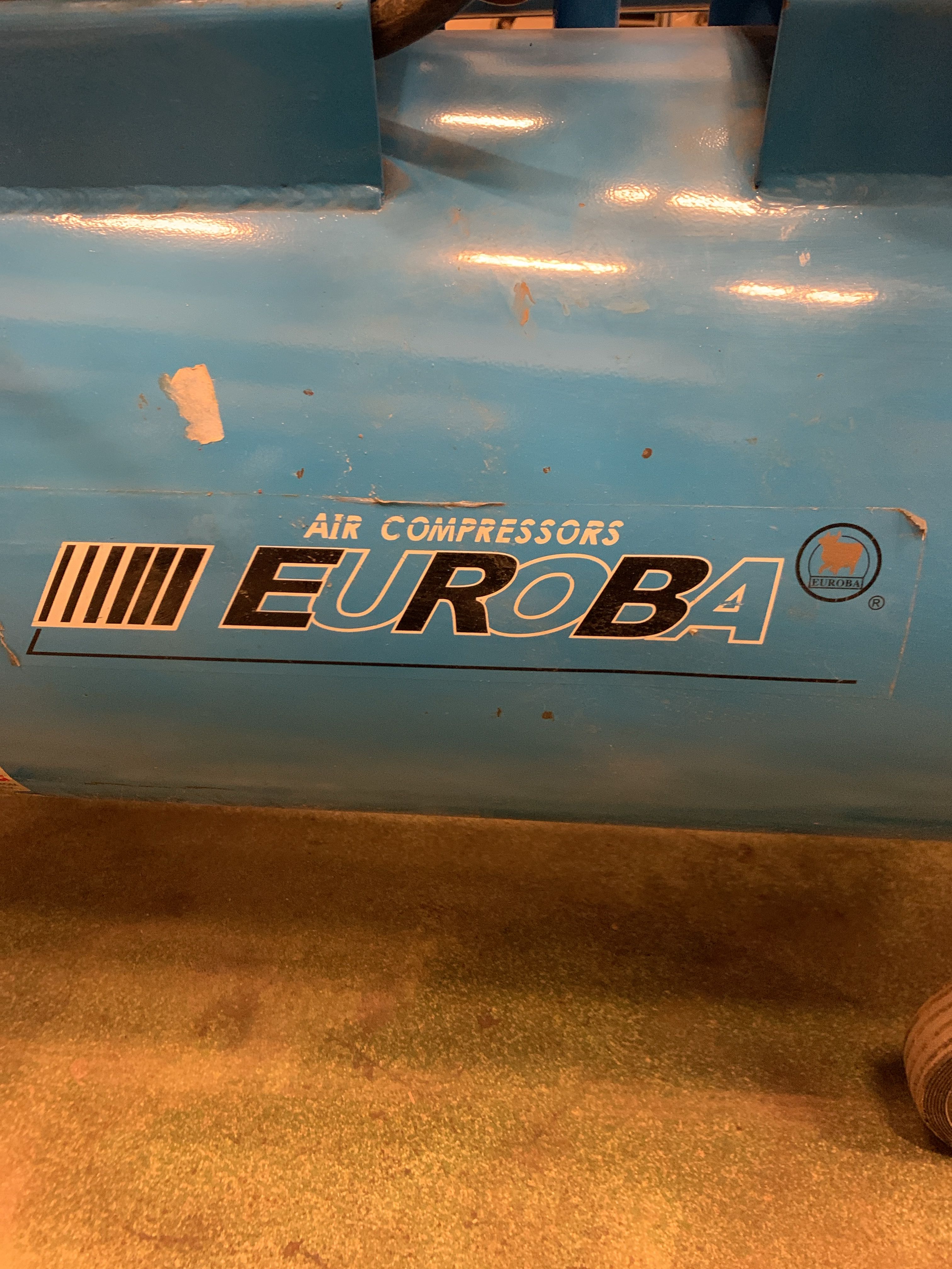 Air compressor 3-cylinder - PS Auction - We value the future - Largest ...