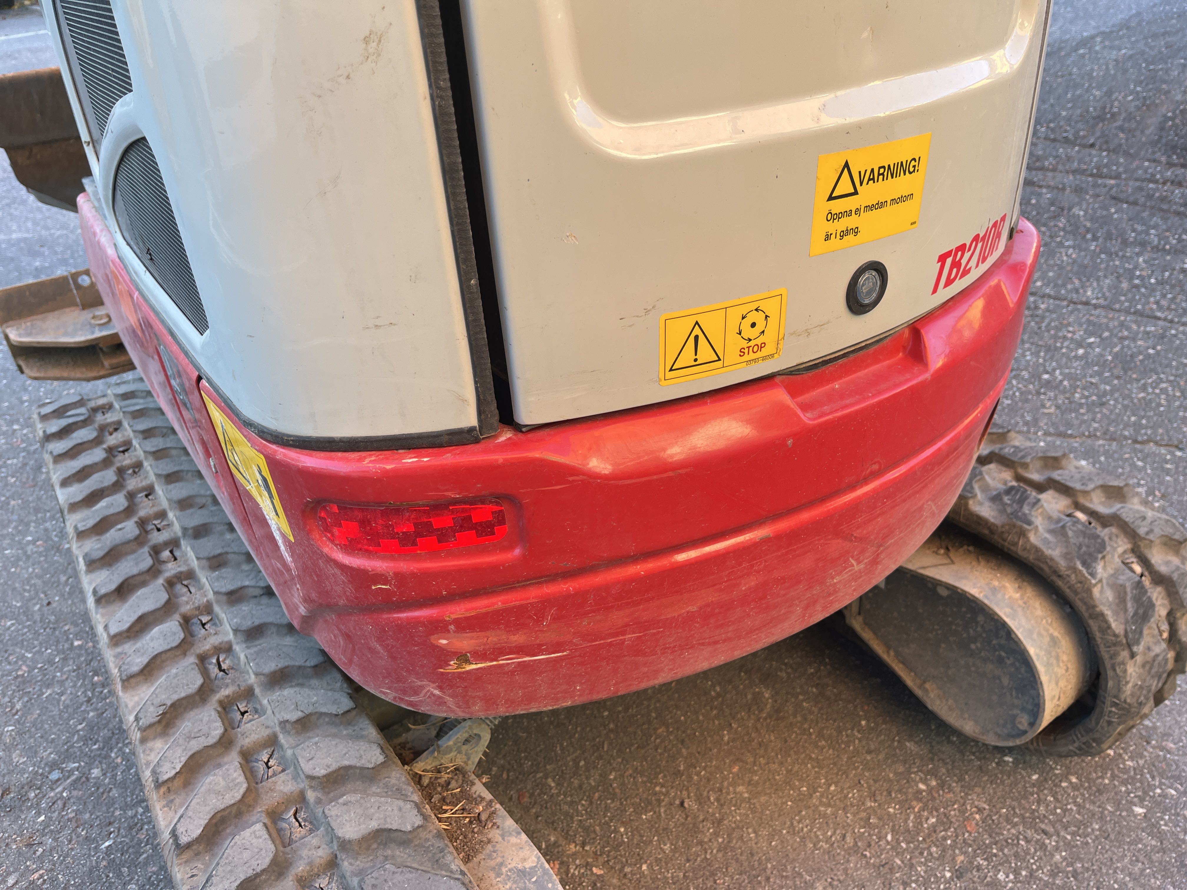 Mini excavator Takeuchi TB210R - PS Auction - We value the future ...