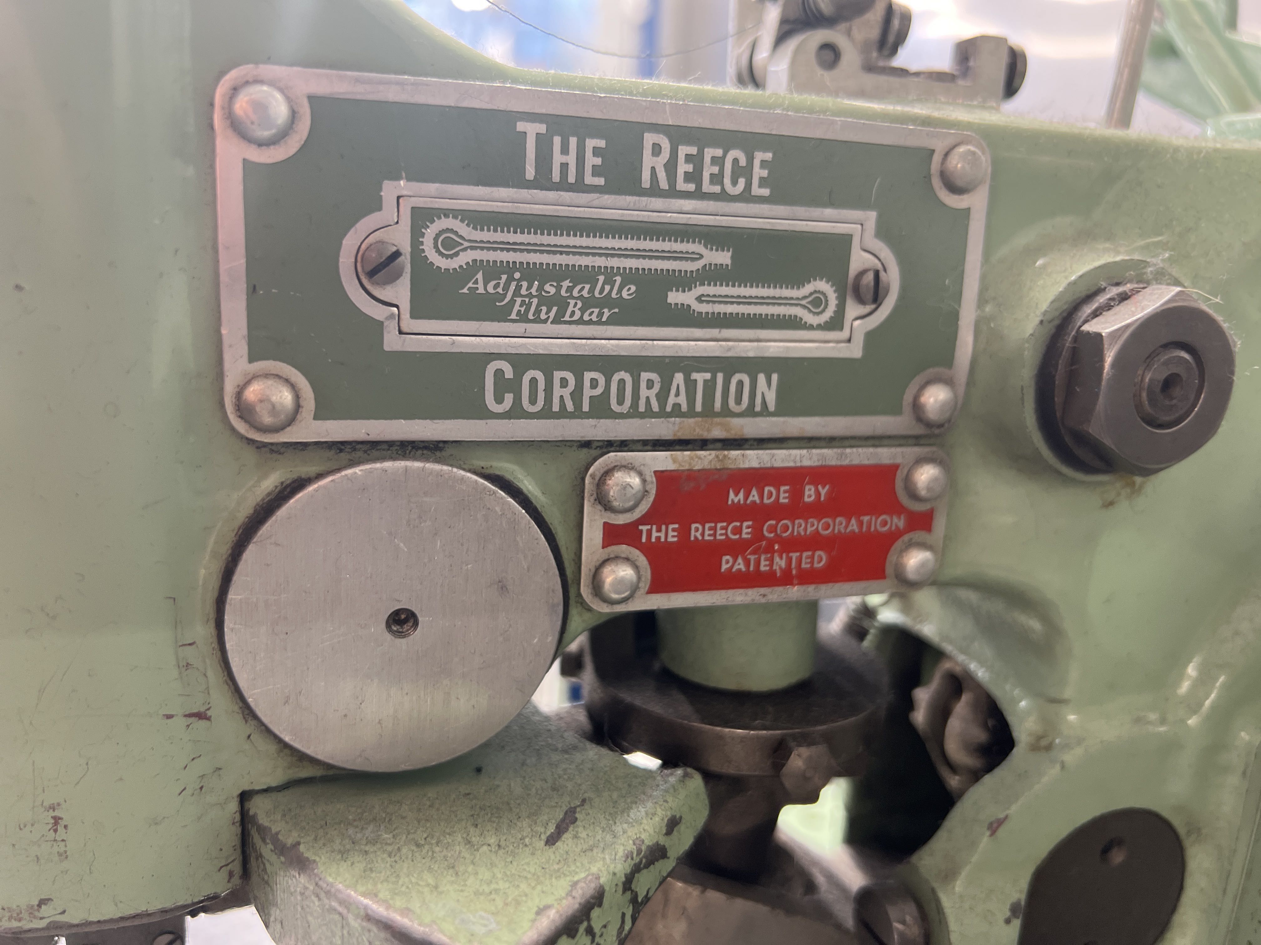 Knapphålsmaskin Reece 101 - Auktioner online - Nätauktioner ...