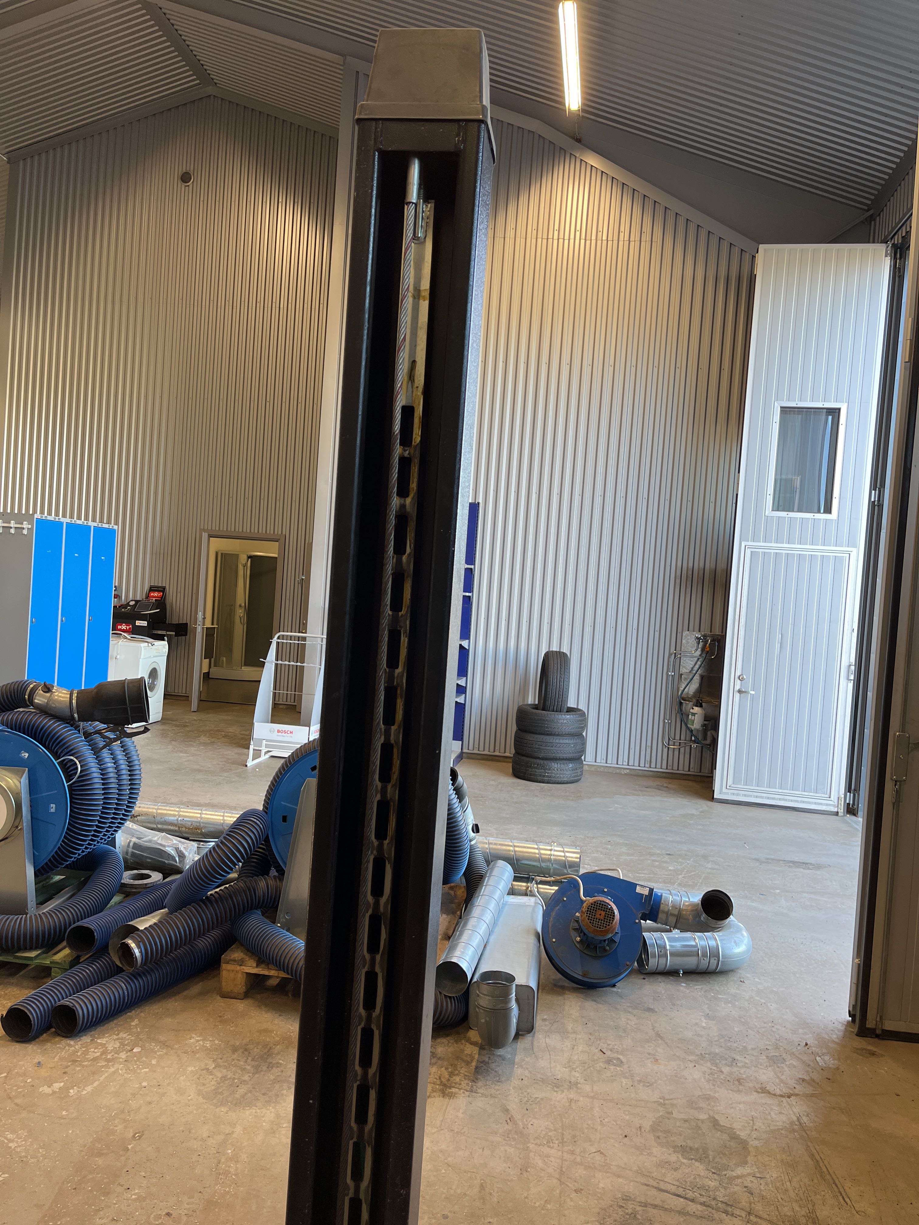 4-pillar Car lift Promeister 450ATLT 5,000kg - PS Auction - We value ...