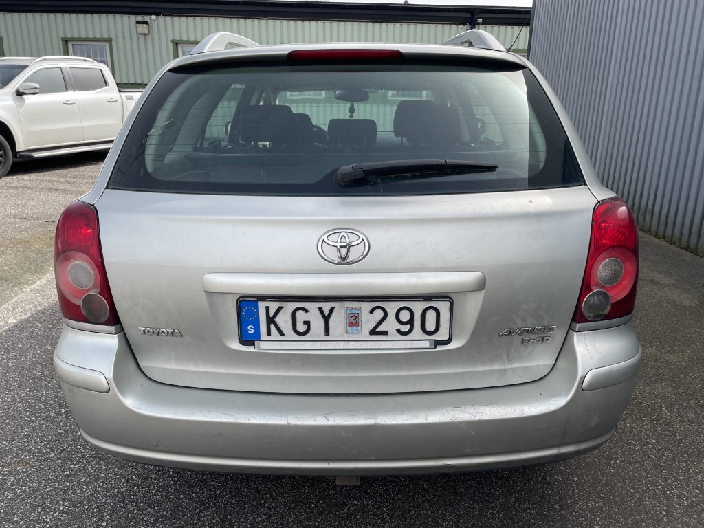 Toyota Avensis Kombi 2.0 D-4D Manuell, 126hk, 2008 - Auktioner online - Nätauktioner ...