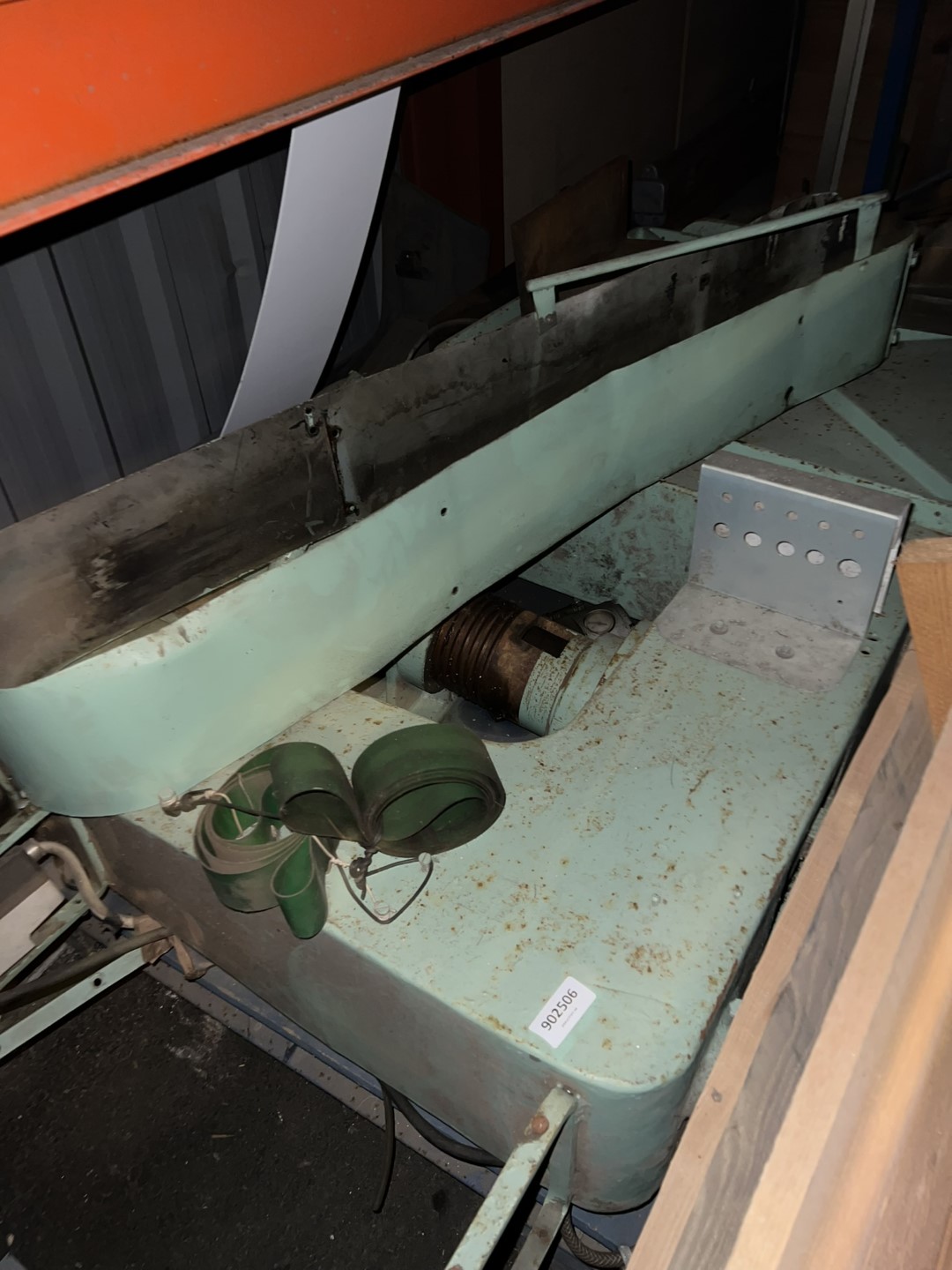 Disassembled machine, sold as scrap item - PS Auction - We value the ...