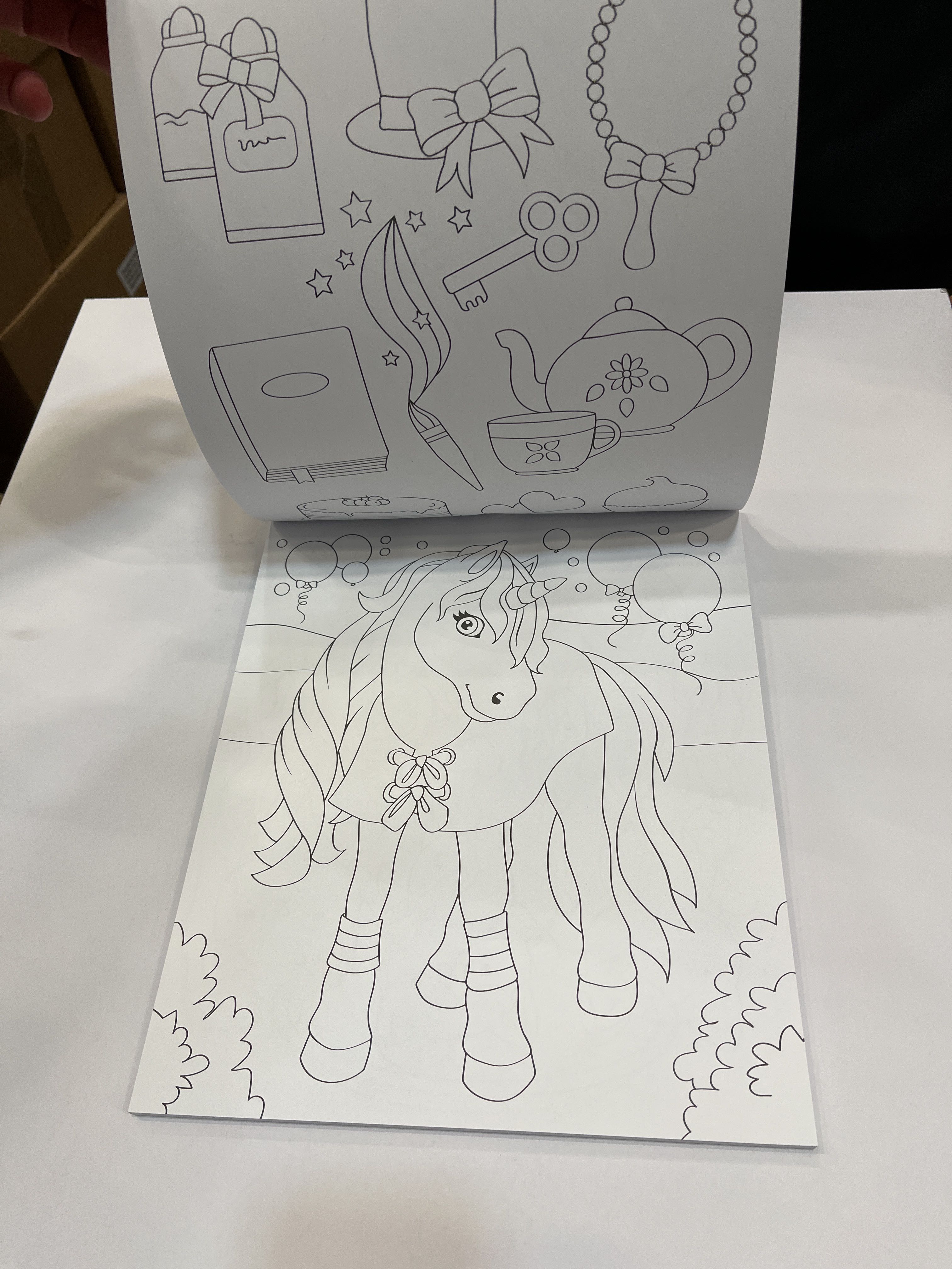 Unicorn coloring book No. 17 2000 St - PS Auction - We value the future ...