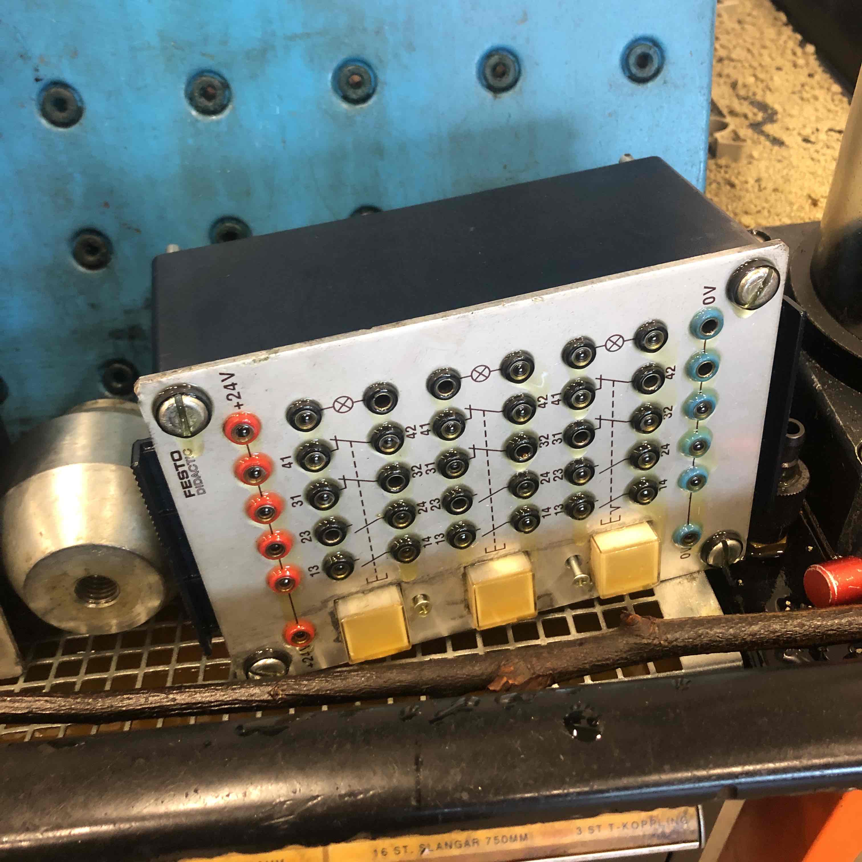 Hydraulic Bench Festo - PS Auction - We value the future - Largest in ...