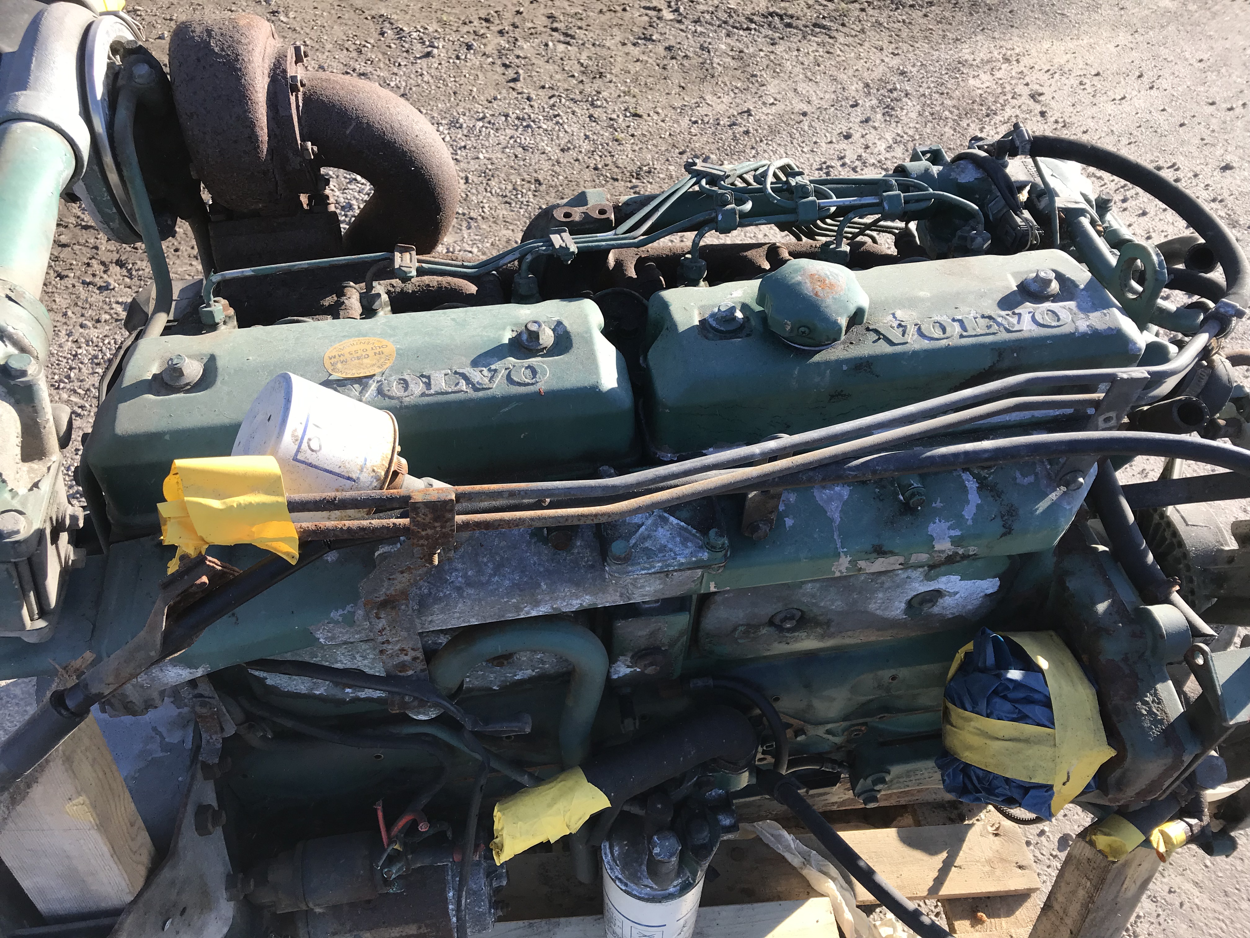 Volvo TD 61 turbodiesel motor ( FL6) - Nätauktioner & Konkursauktioner ...