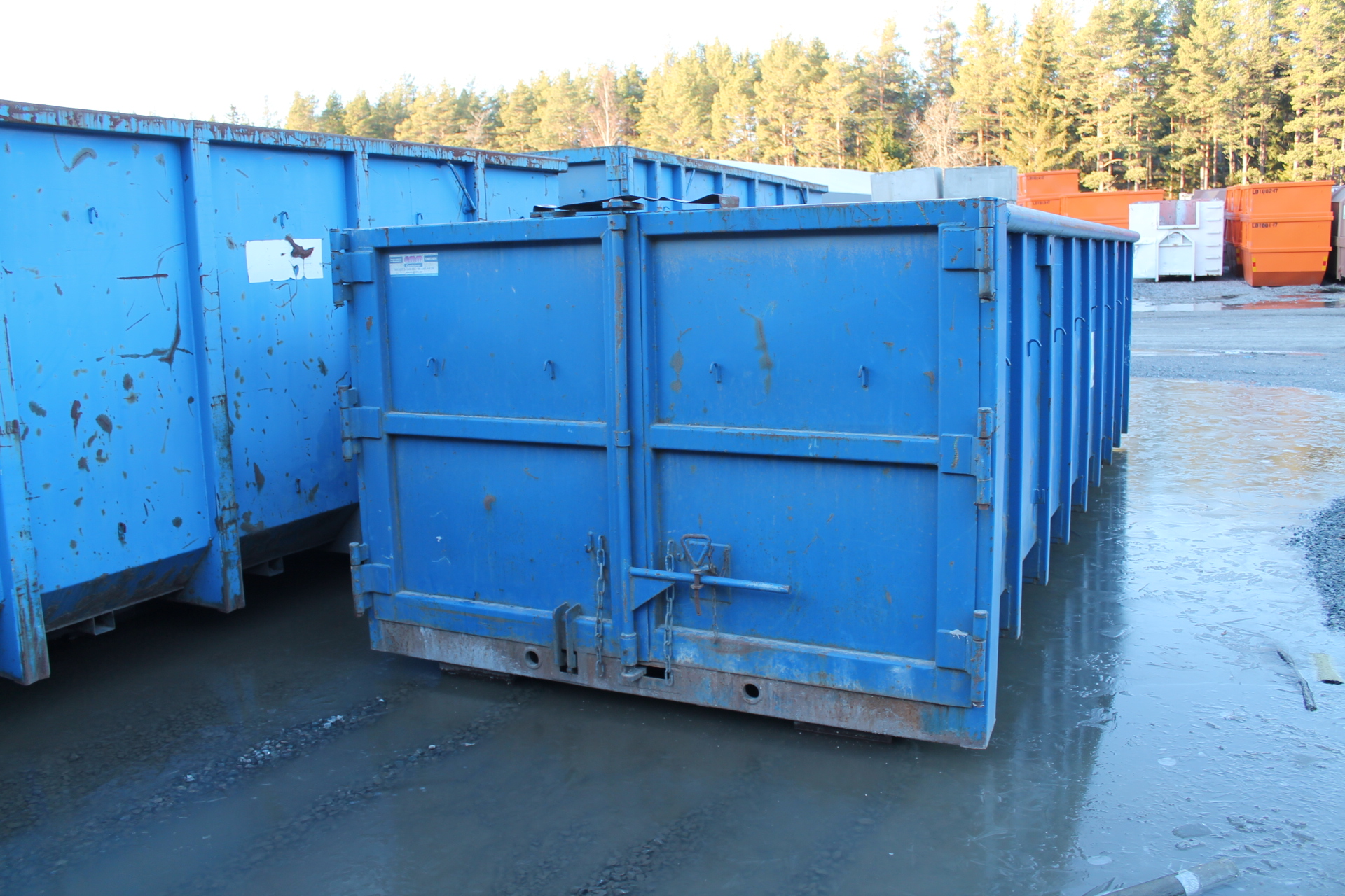 Container Lastväxlare öppen 20 kubik - Auktioner online - Nätauktioner ...
