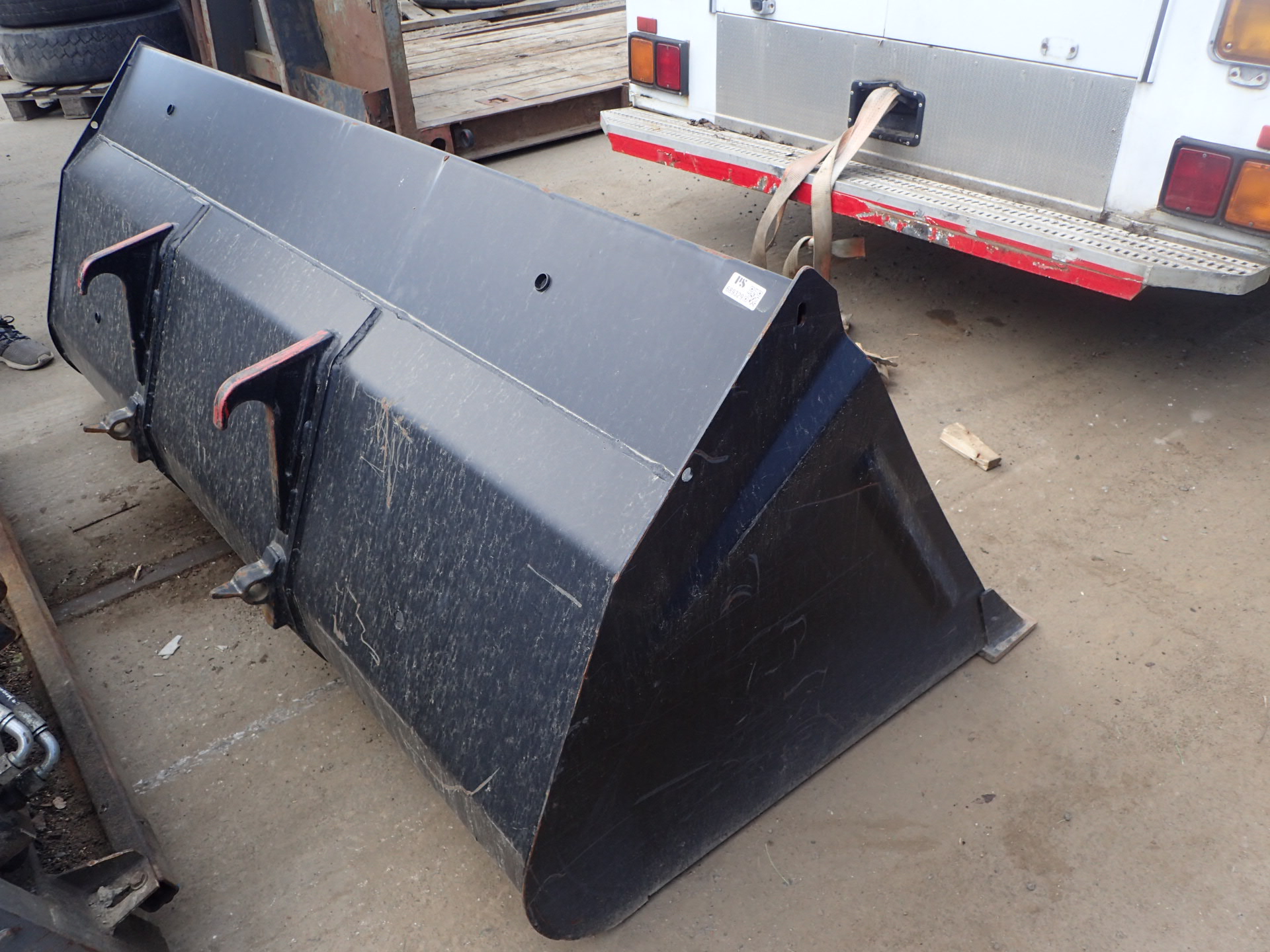 Material bucket Trima bracket - PS Auction - We value the future ...
