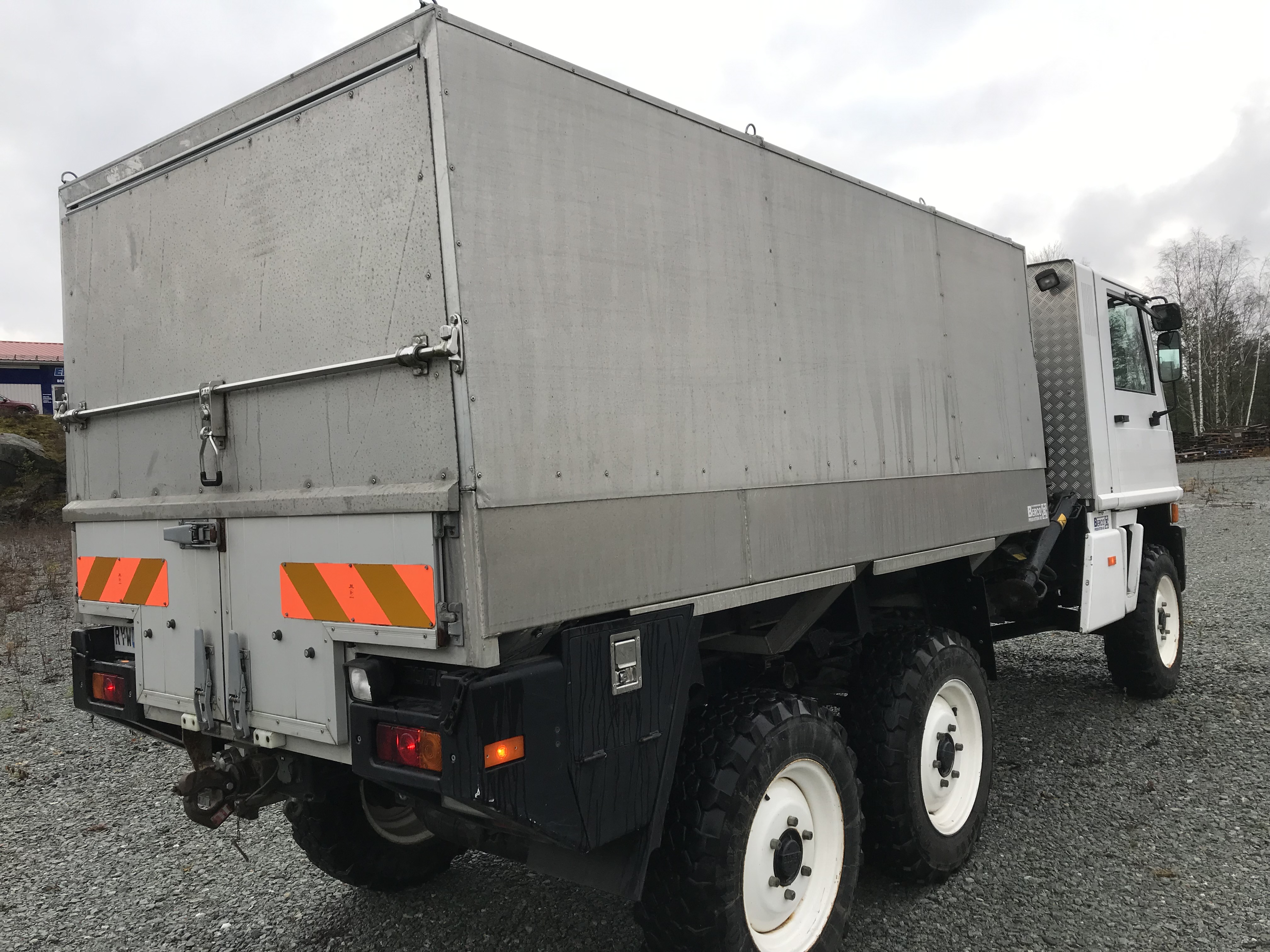 Bucher Duro 6x6 2000 NOTE 2700 miles! RYW 958 - PS Auction - We value ...