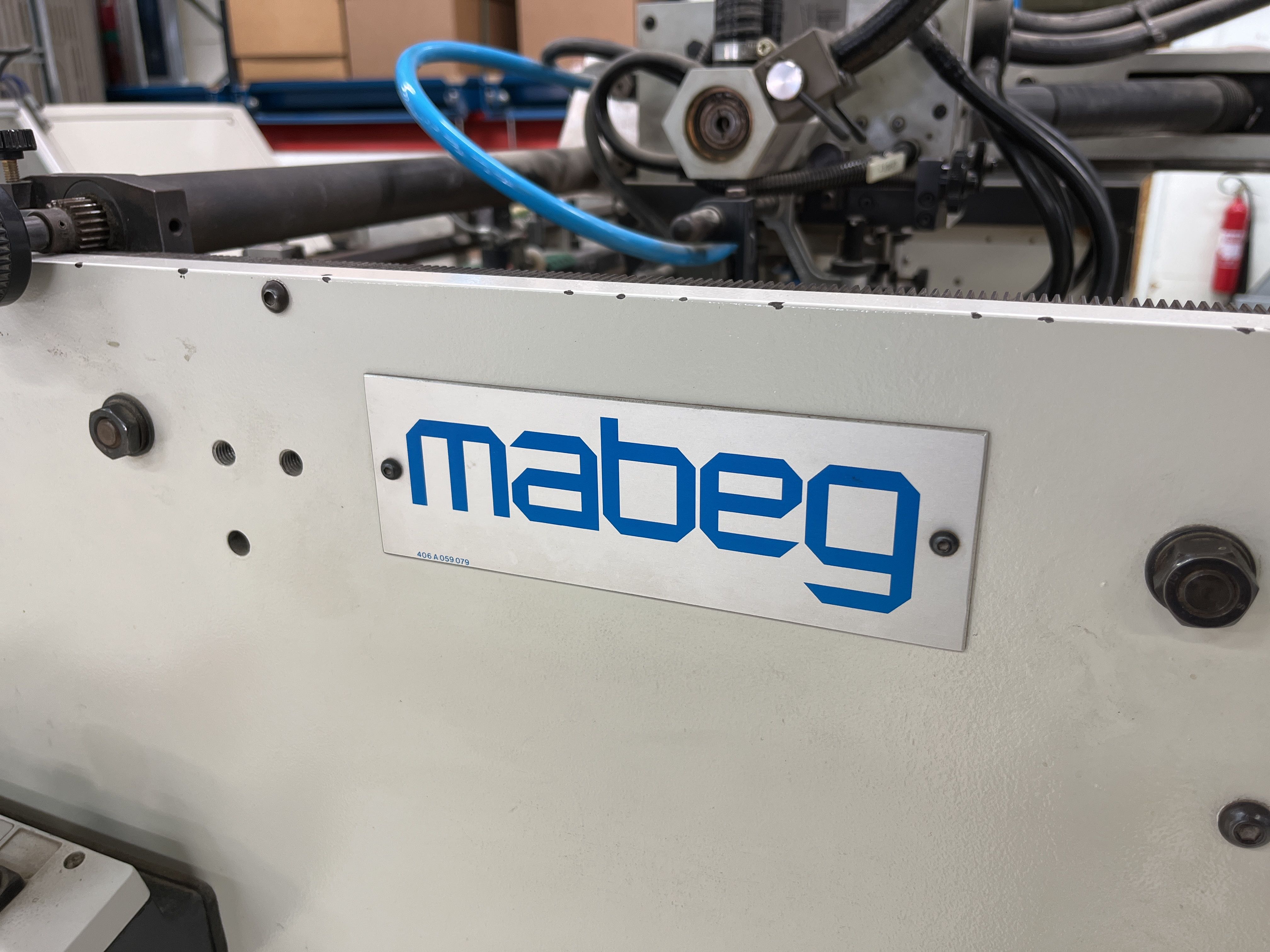 Reel Sheeter Mabeg M 100 / 1000 - Auktioner online - Nätauktioner ...