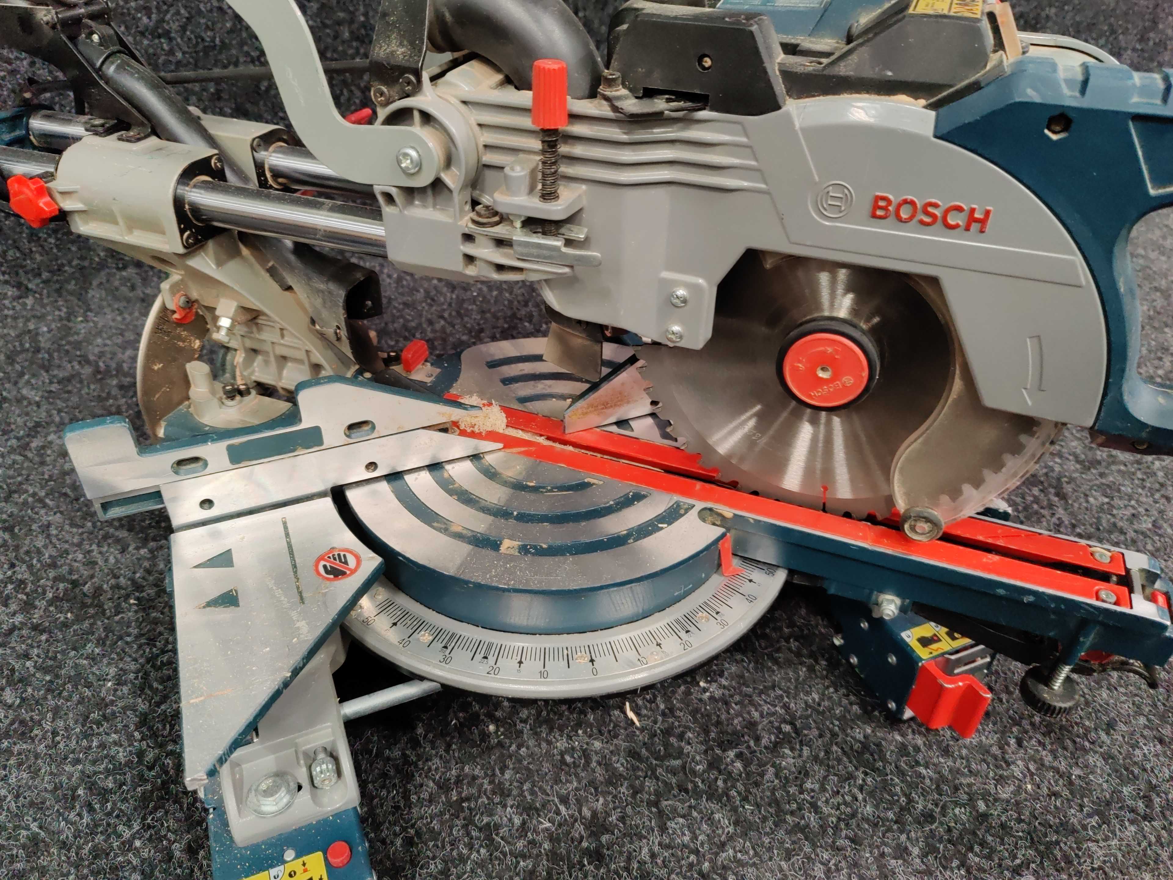 Miter saw Bosch GCM 8 SDE - PS Auction - We value the future - Largest ...