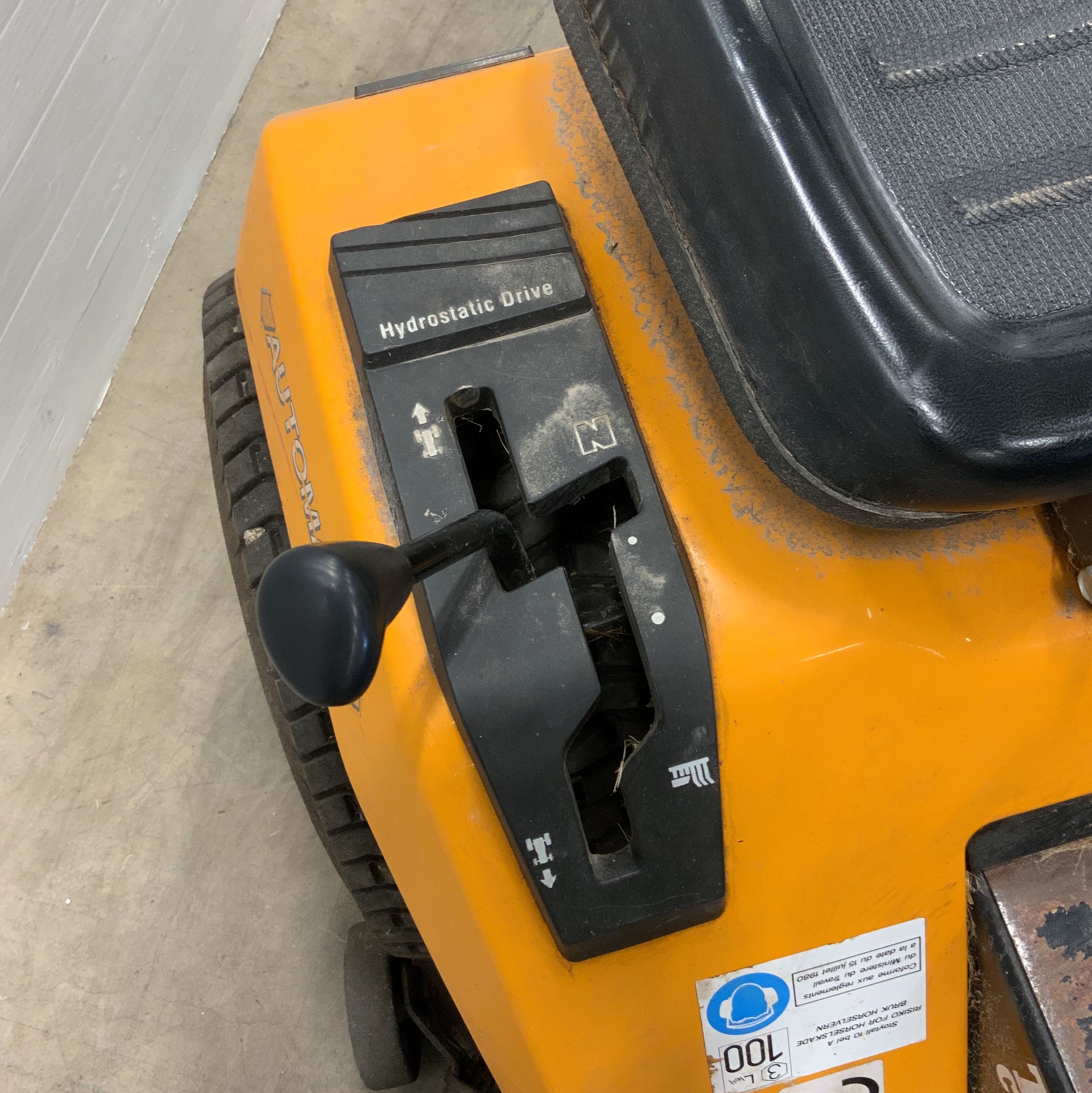 Riding Lawn Mower Partner (Hydrostat, 15.5 HP B&S) - PS Auction - We ...