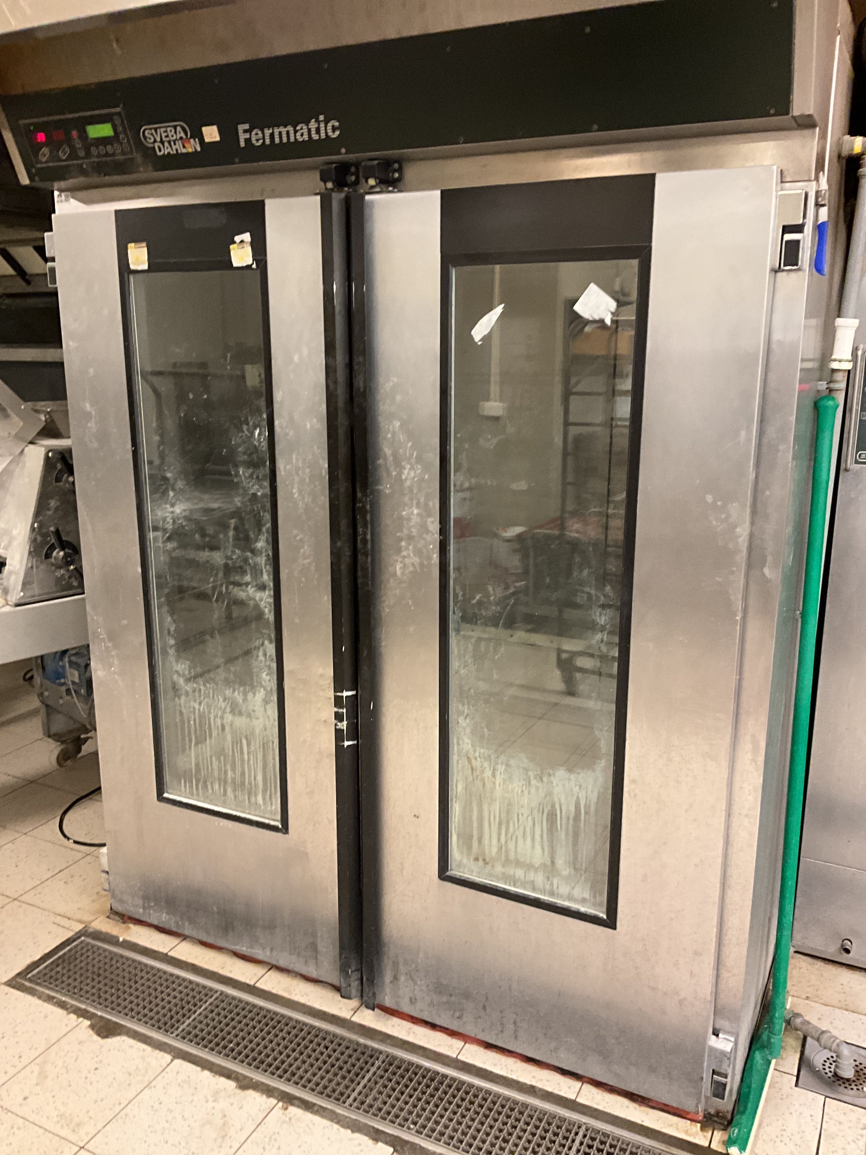 Jässkåp Sveba Dahlen Fermatic, - Auktioner online - Nätauktioner ...