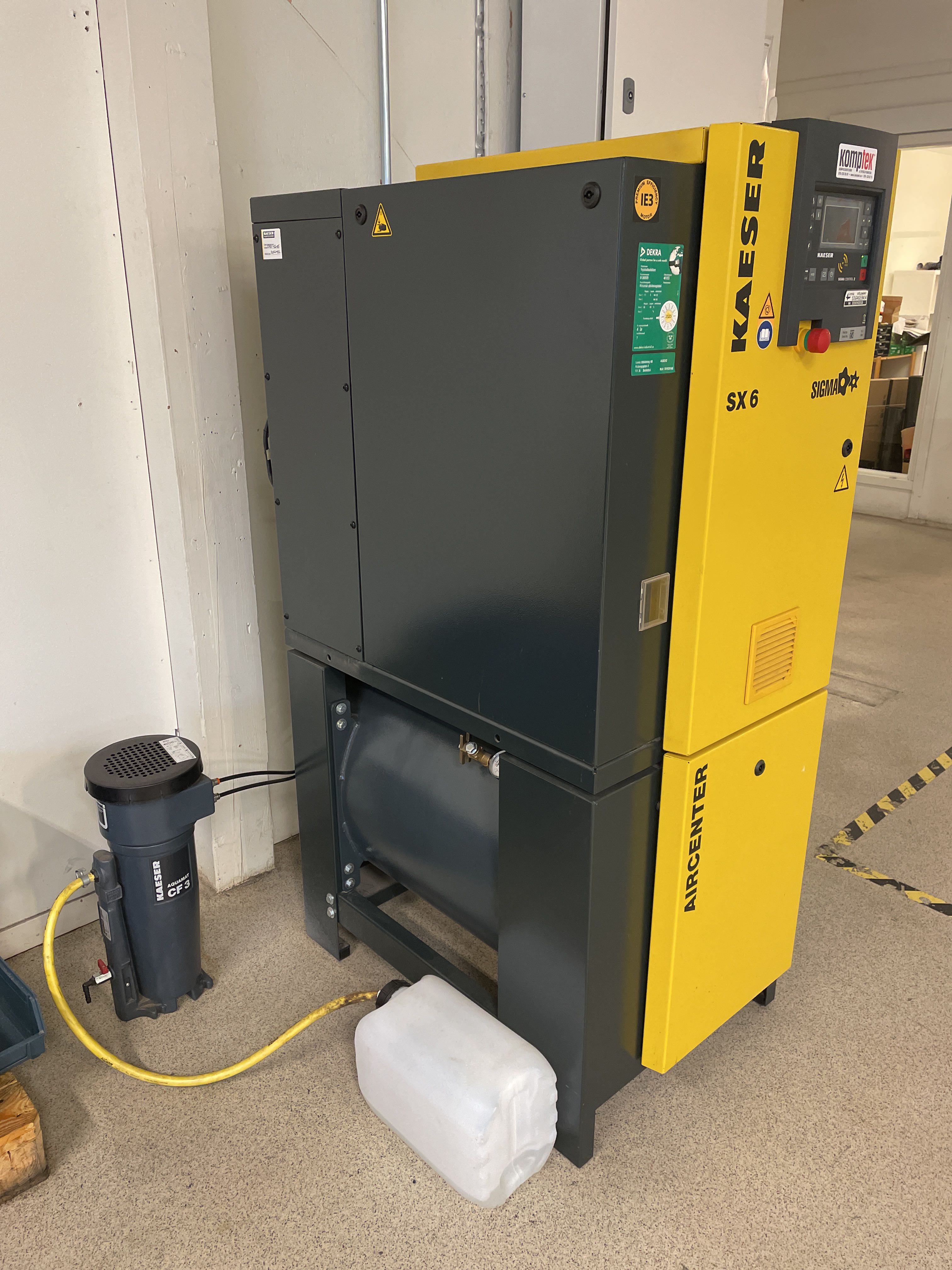 Screw compressor Kaeser Aircenter SX6. 2018 - PS Auction - We value the ...