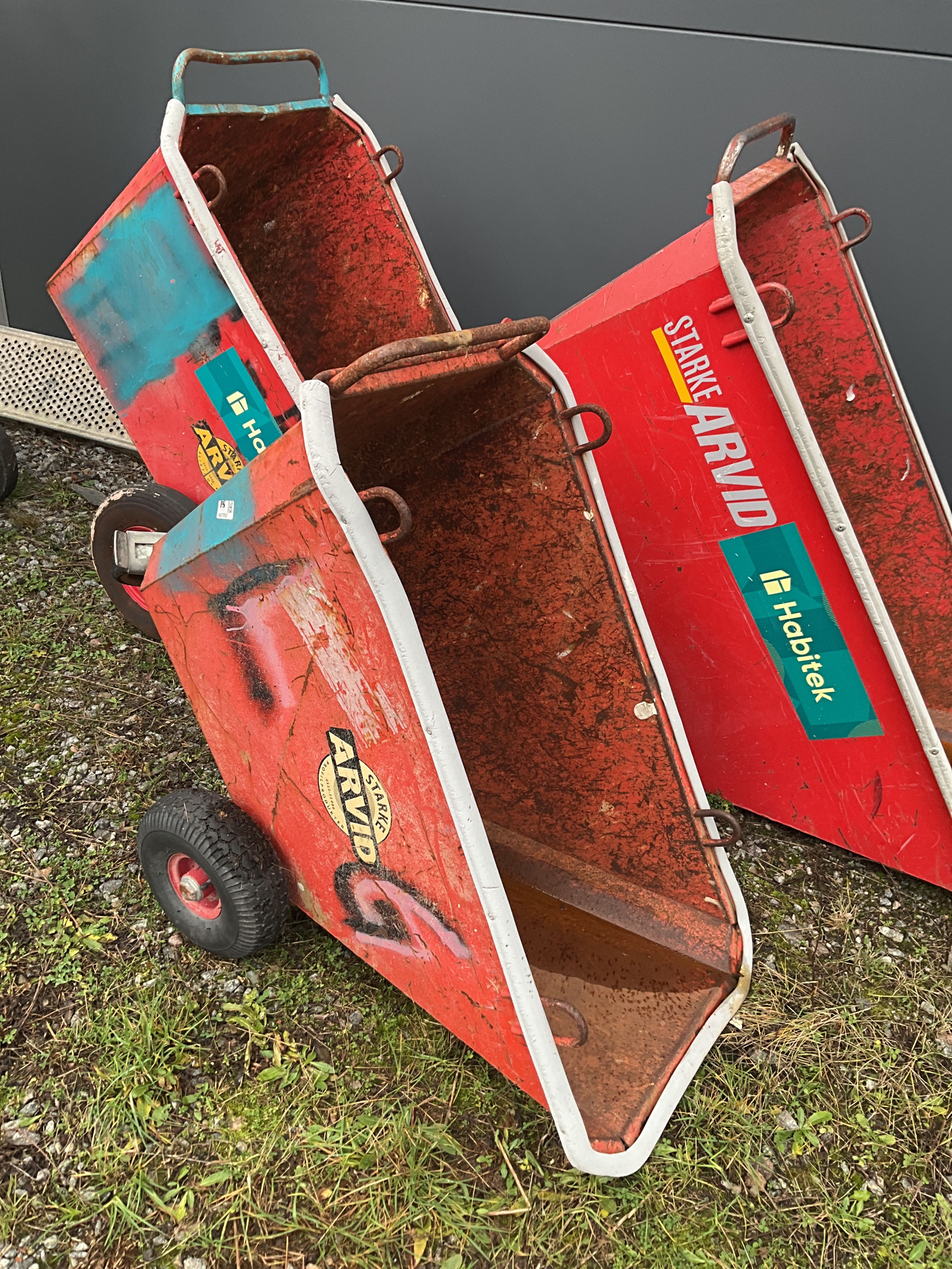 Material container on wheels 3 pcs - Starke Arvid - PS Auction - We ...