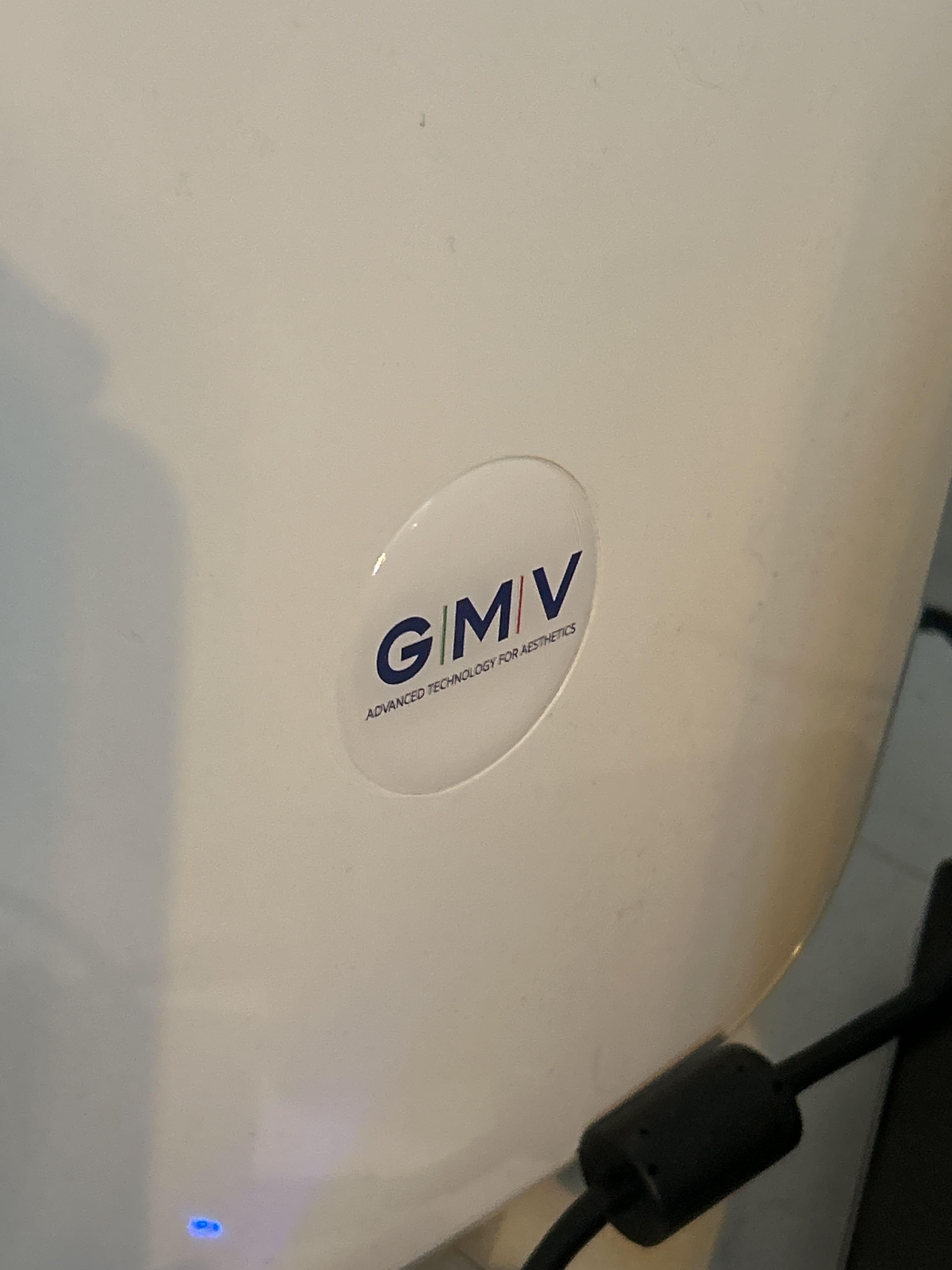 Plasma treatment for skin/scars/eyelids/medical applications - GMV ...