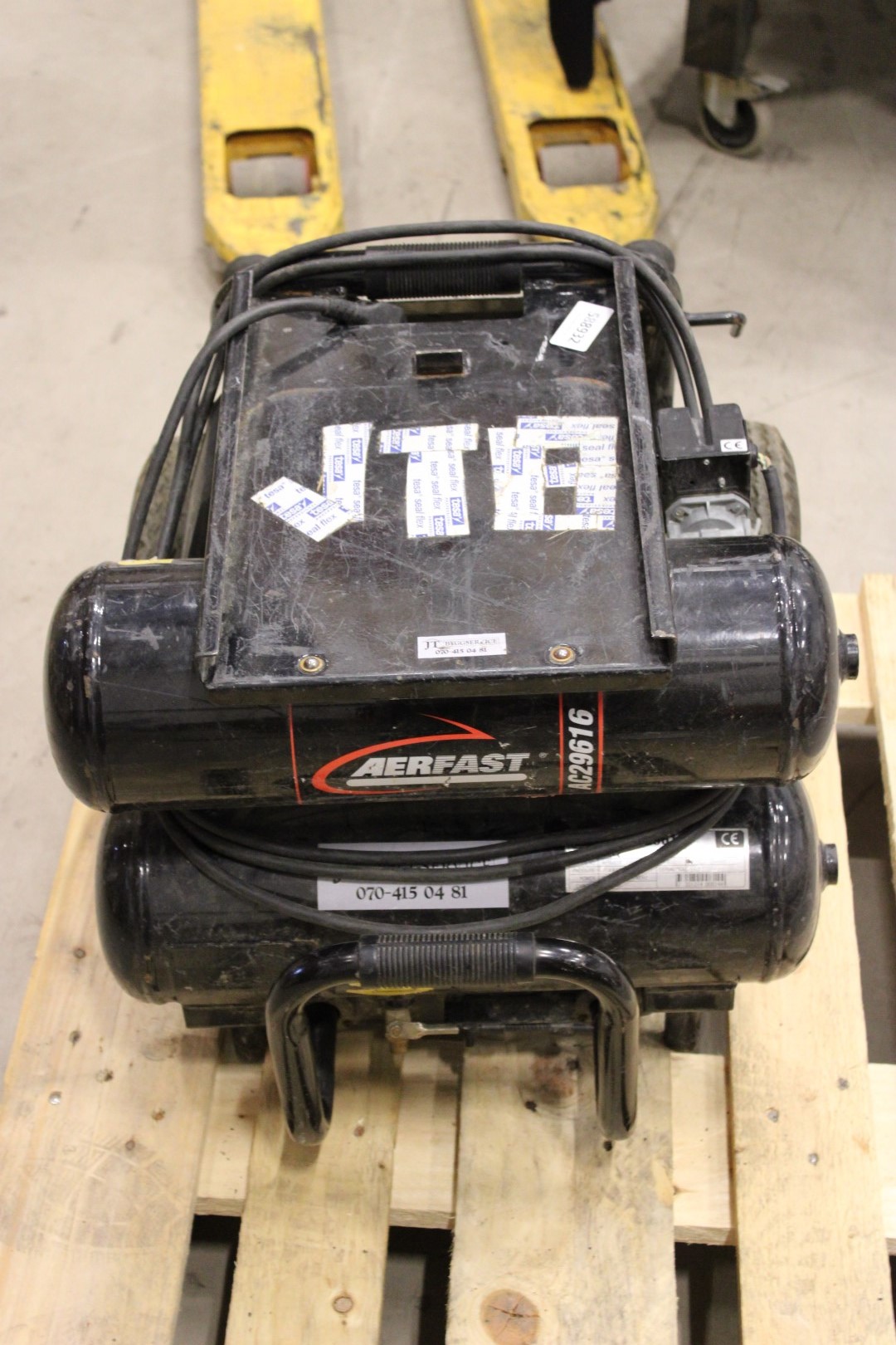 Kompressor, Aerfast AC29616 - Auktioner online - Nätauktioner ...