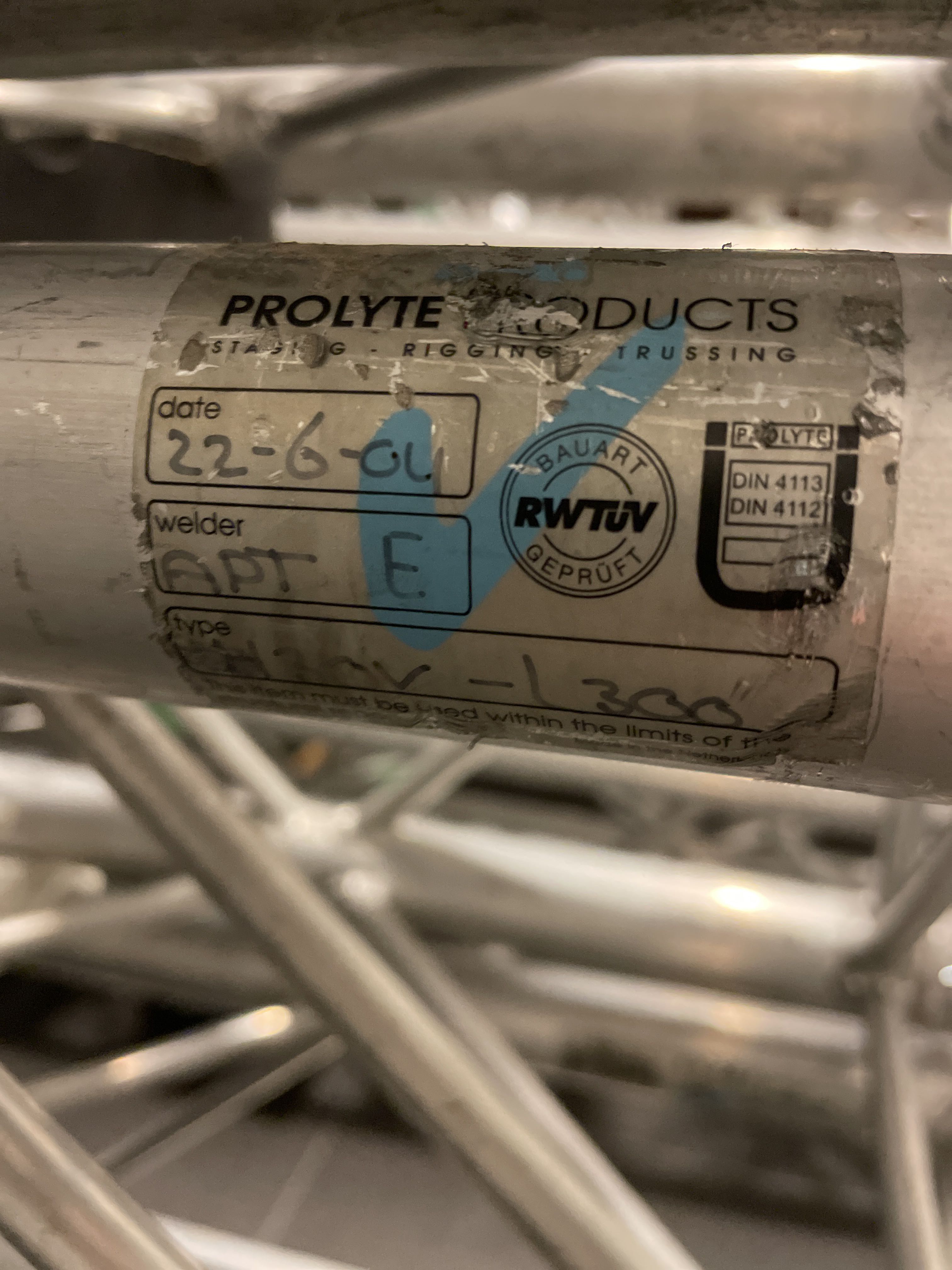 Tross Prolyte H30V-L300 samt H30V-L200, 12 stycken - Auktioner online - Nätauktioner ...