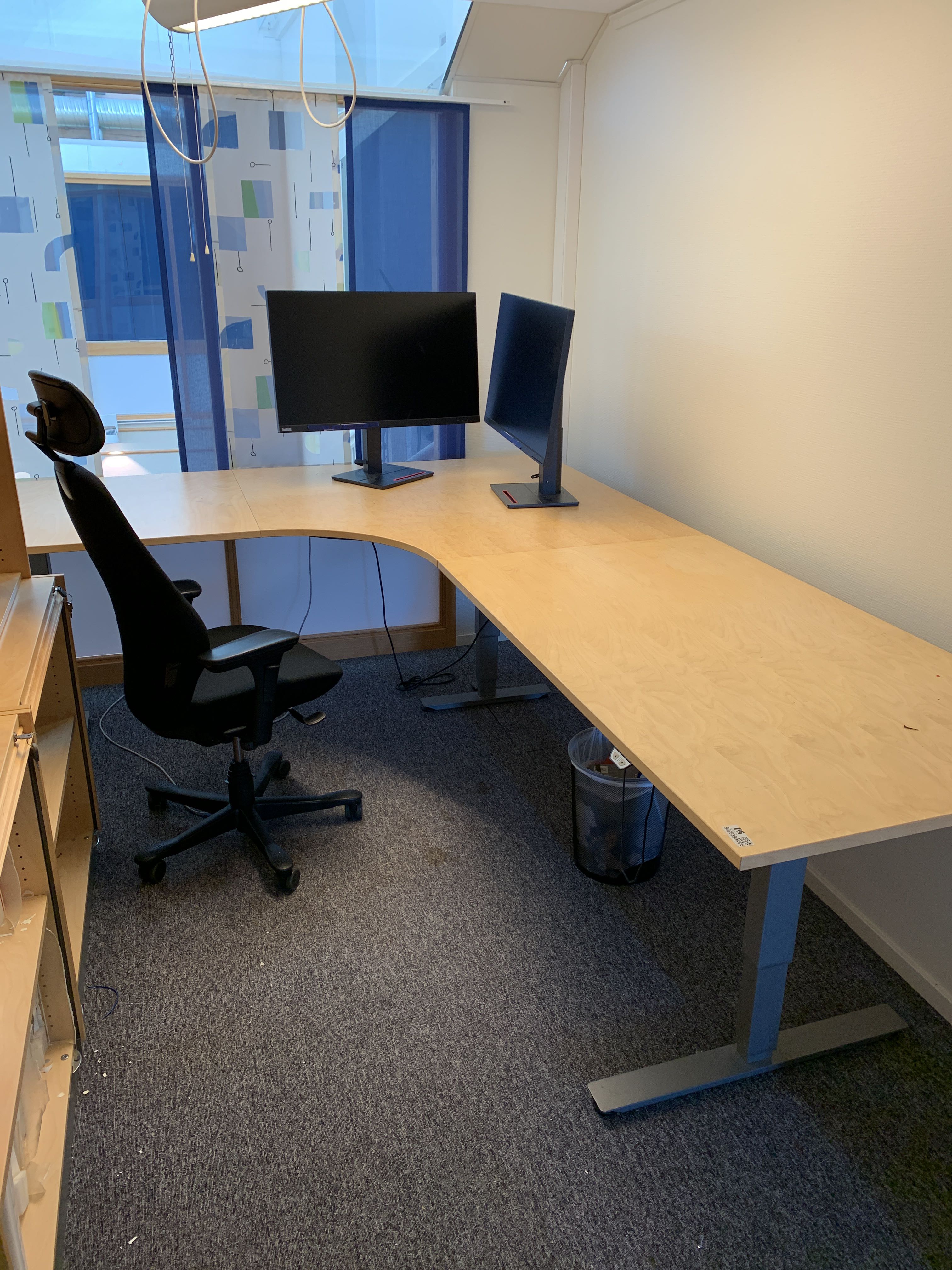 Office furniture: Electric raise/lower desk, office chair, bookshelves ...