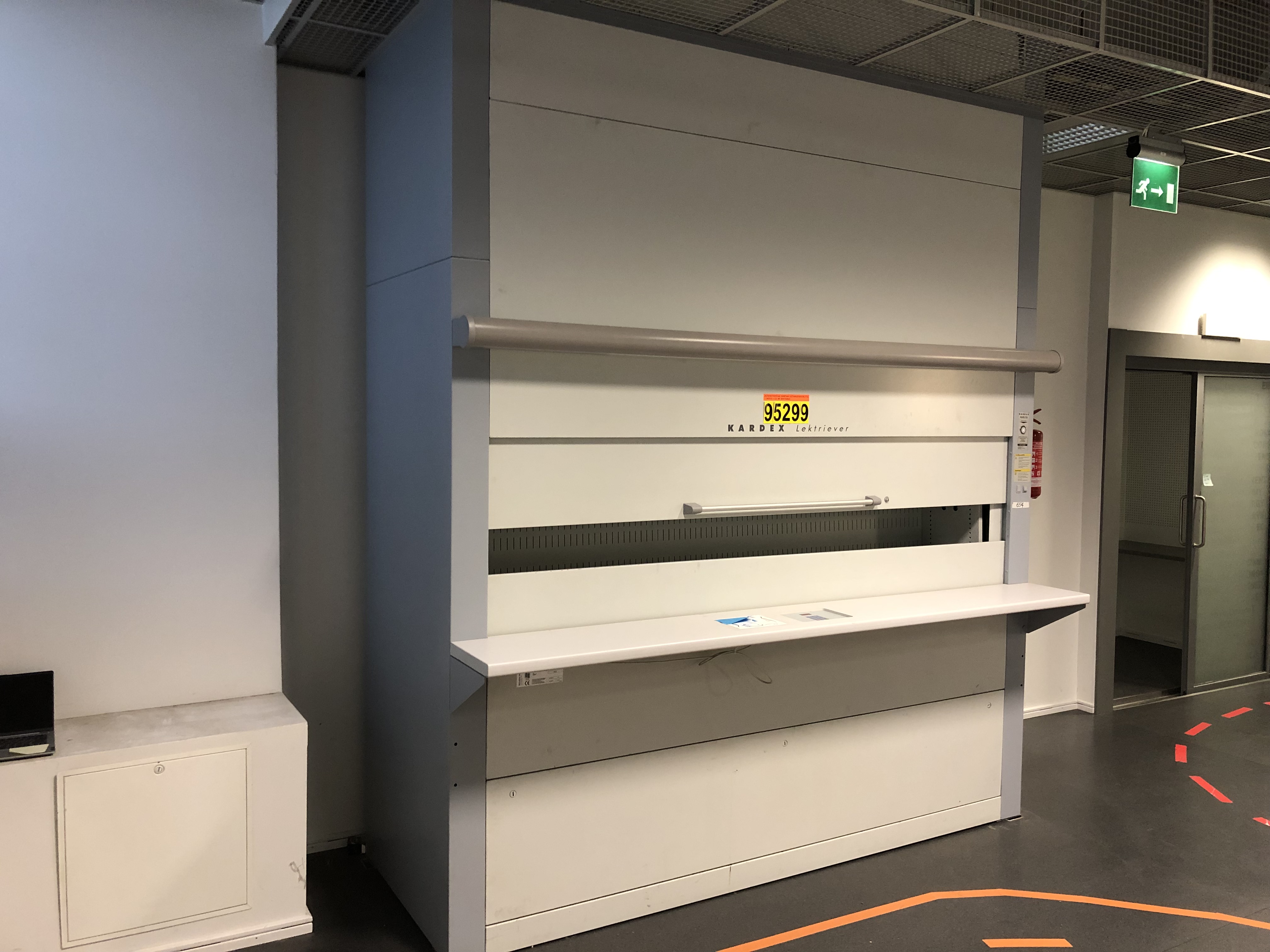 Kardex Lektriever SYS-1151541 karusellihylly (purettu myyntiä varten ...