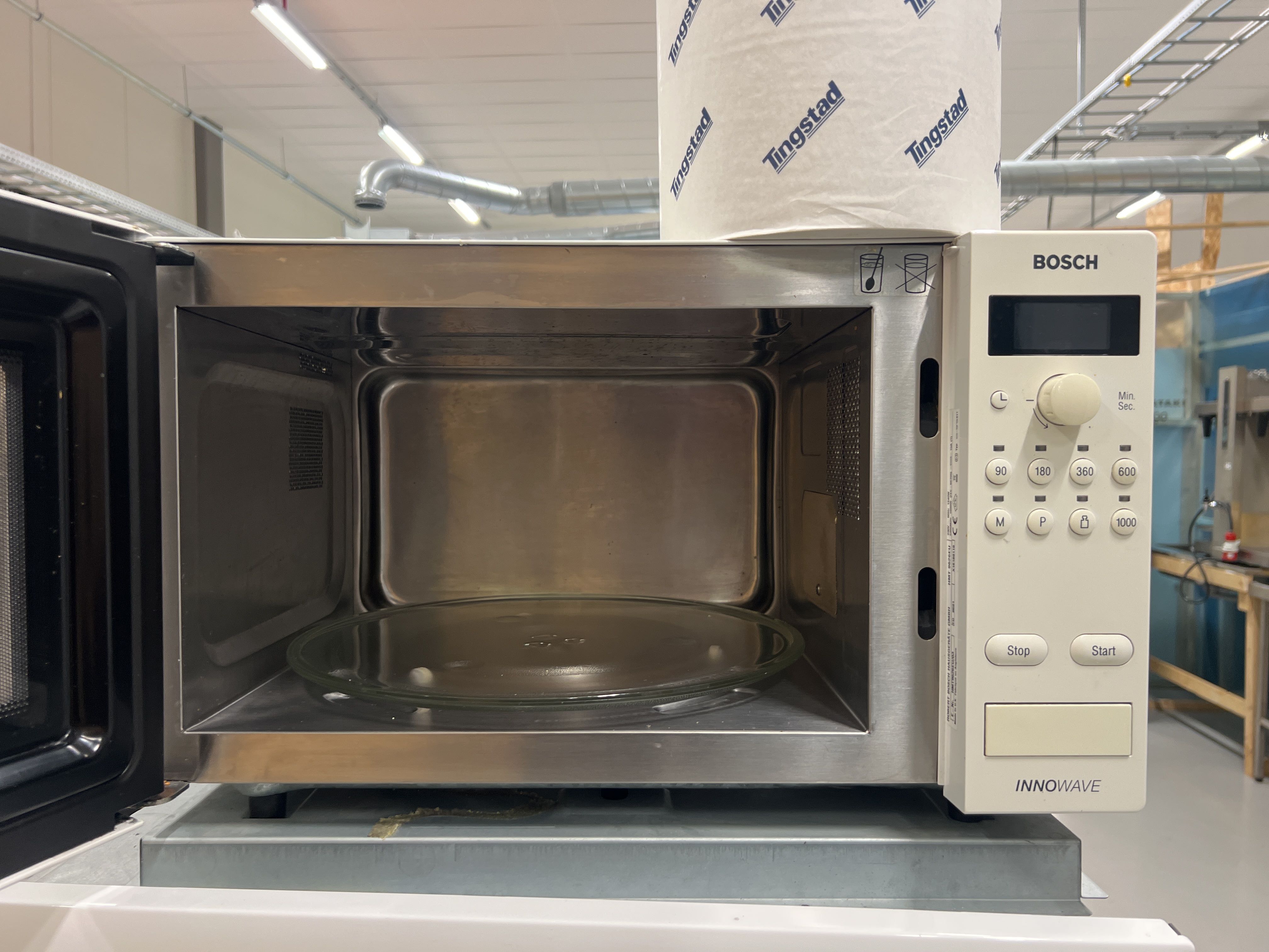 Ugn och mikrovågsugn - Bosch - Auktioner online - Nätauktioner ...