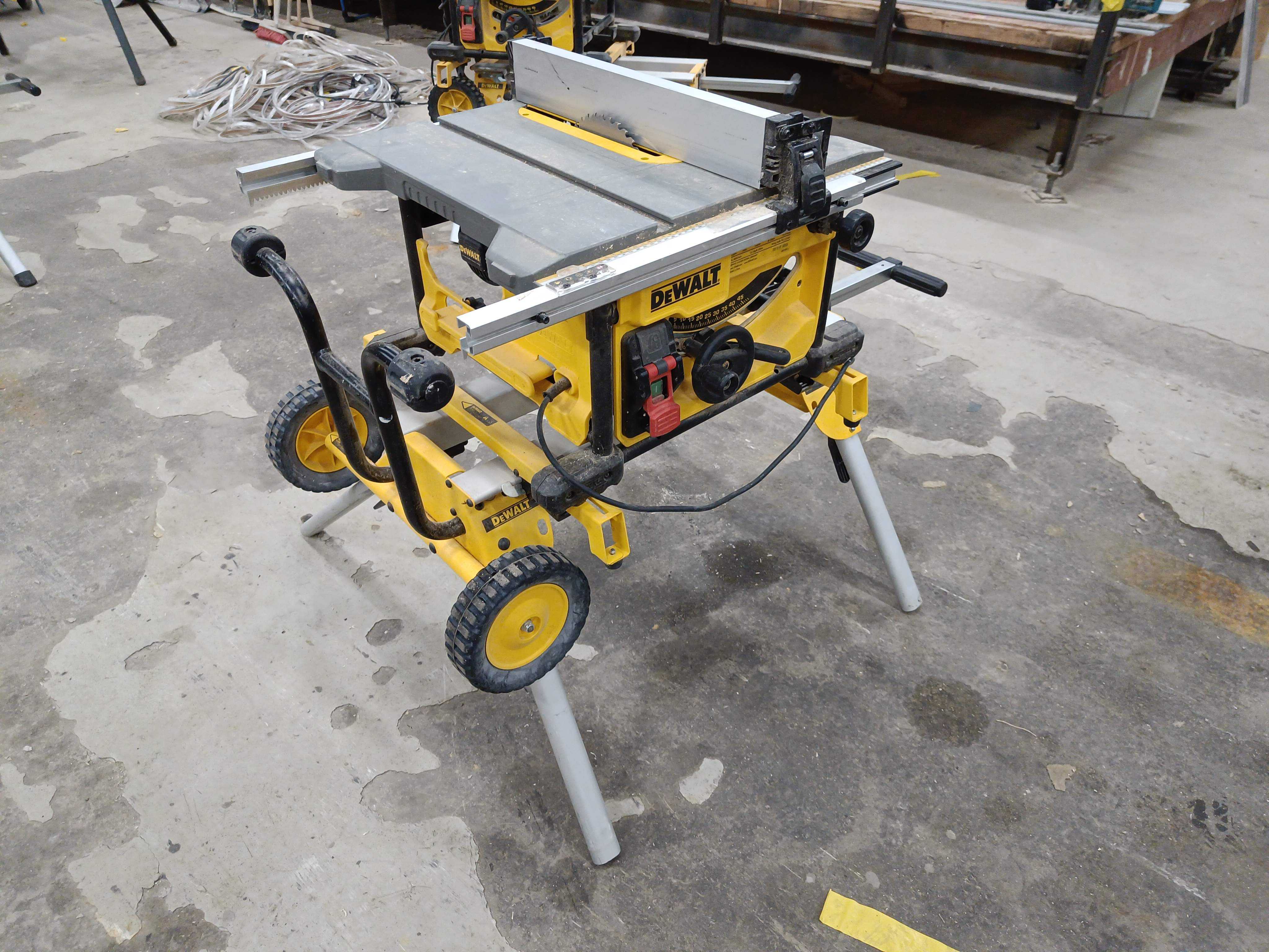 Split saw DeWalt DWE7485 - PS Auction - We value the future - Largest ...