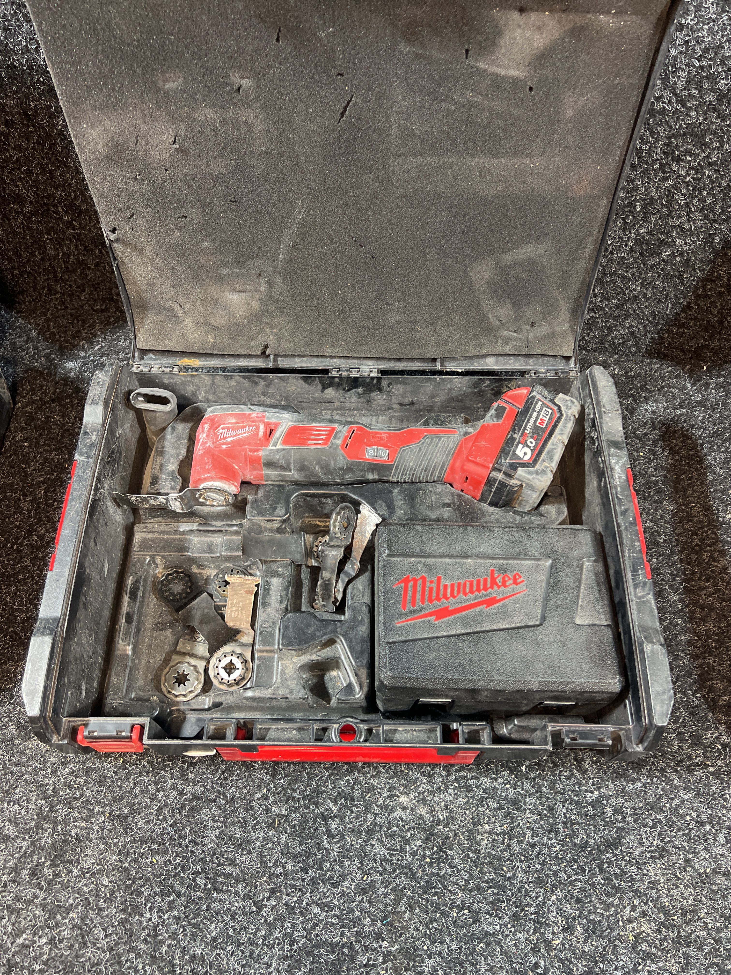 Multiverktyg - Milwaukee M18 BMT - Auktioner online - Nätauktioner ...