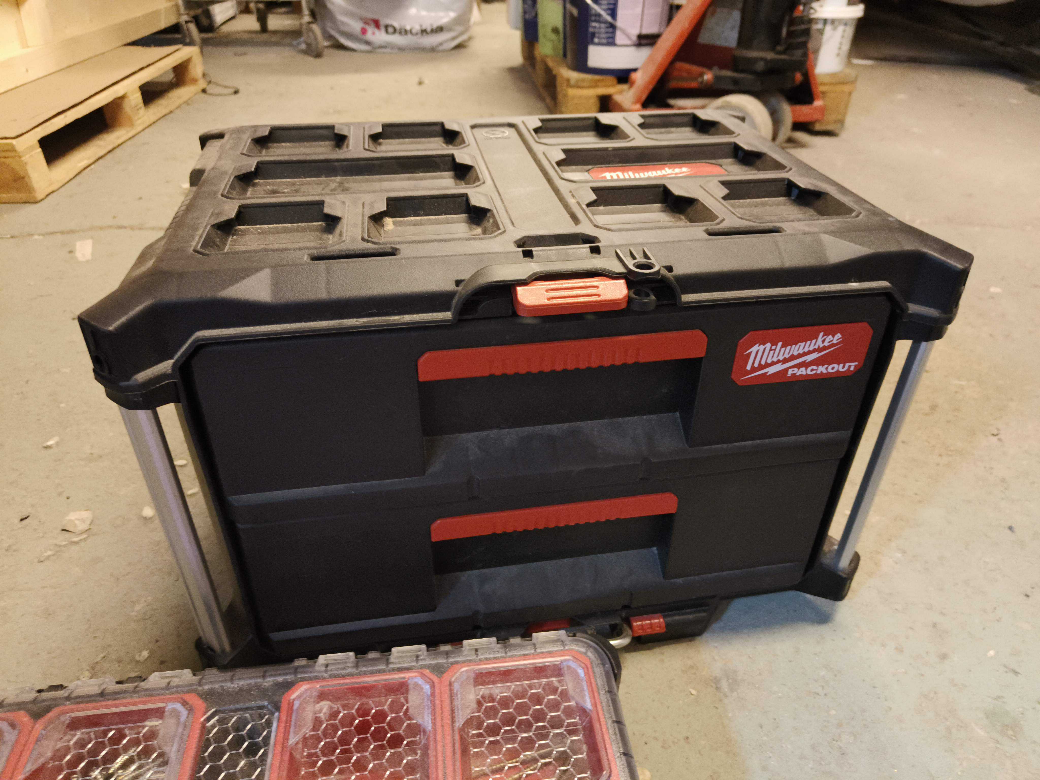 Assortment boxes Milwaukee Packout - PS Auction - We value the future ...