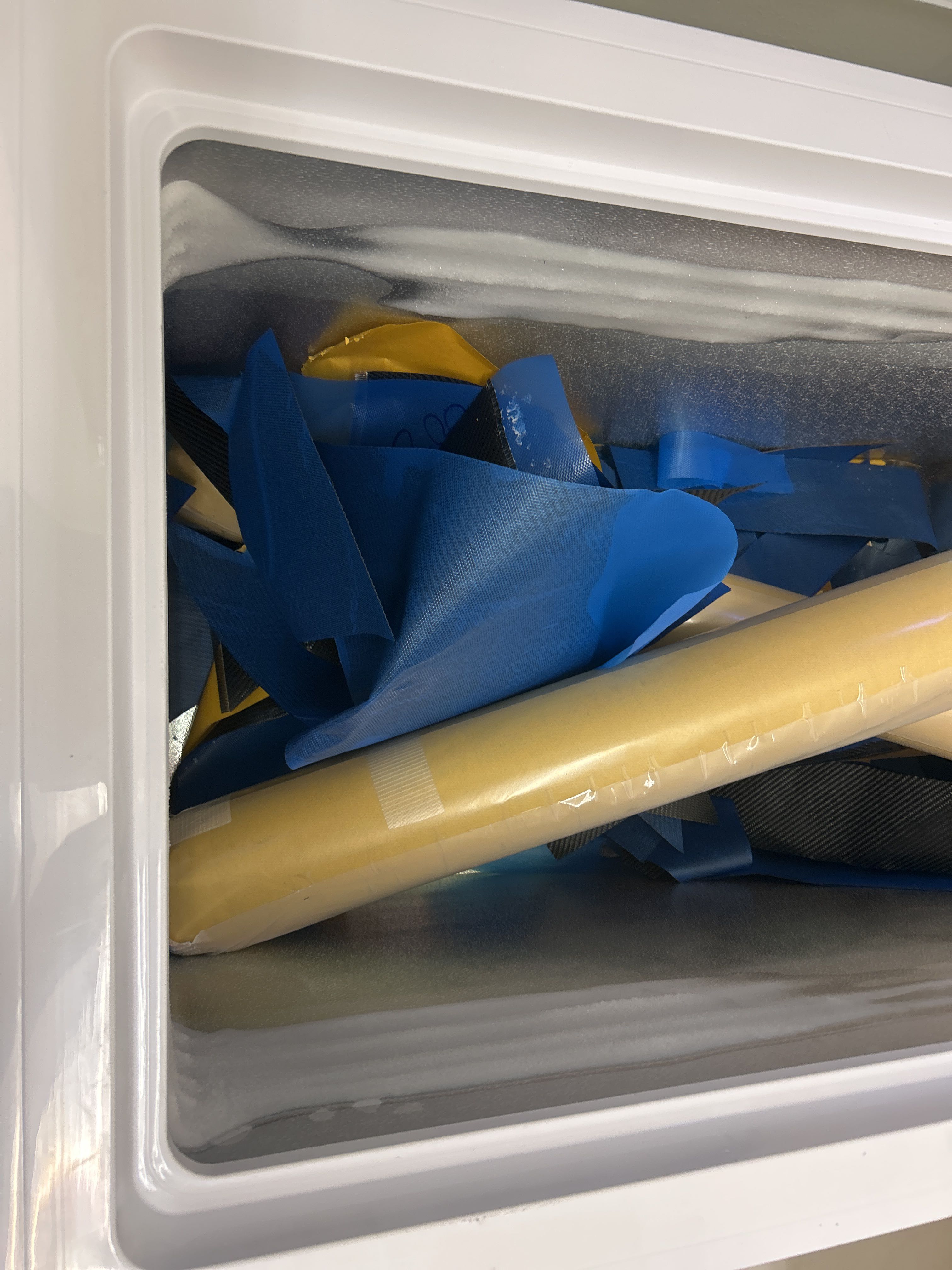 Frysbox med innehåll - Logik LCF420W23E - Auktioner online ...