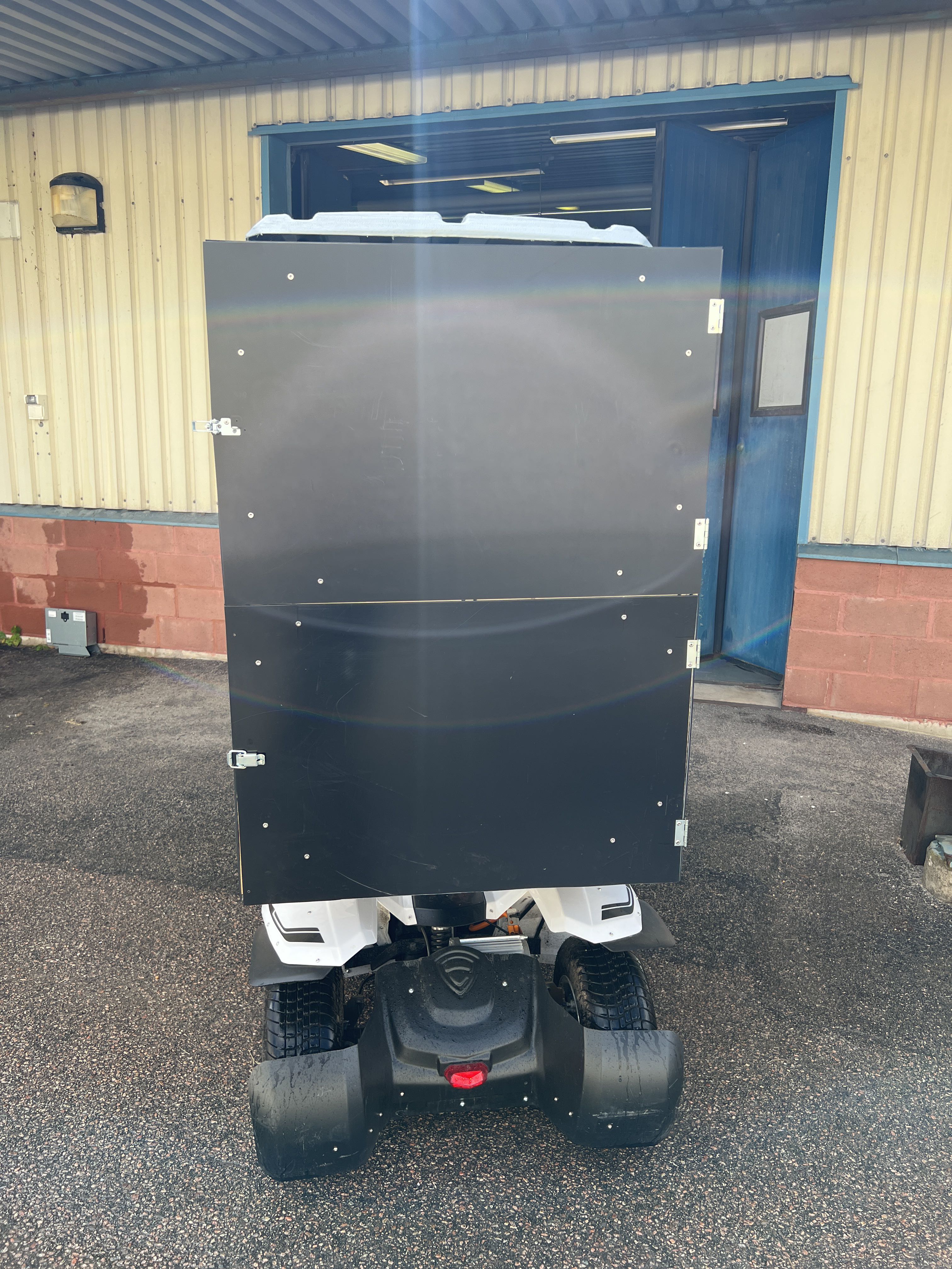 Electric quadricycle Ellwee test vehicle - PS Auction - We value the ...