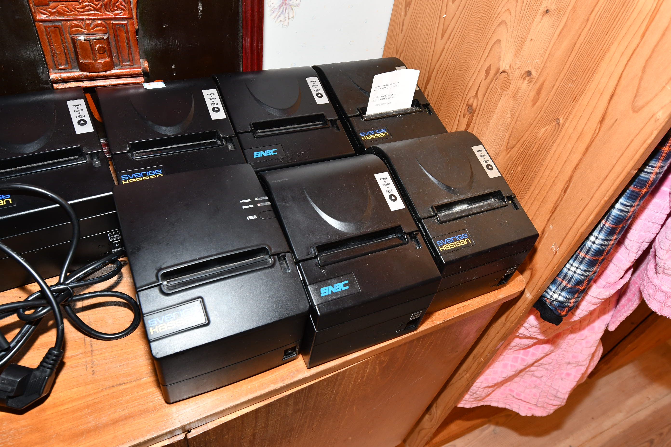 Kassasystem med skärmar och skrivare WINPOS - Auktioner online - Nätauktioner & Konkursauktioner ...