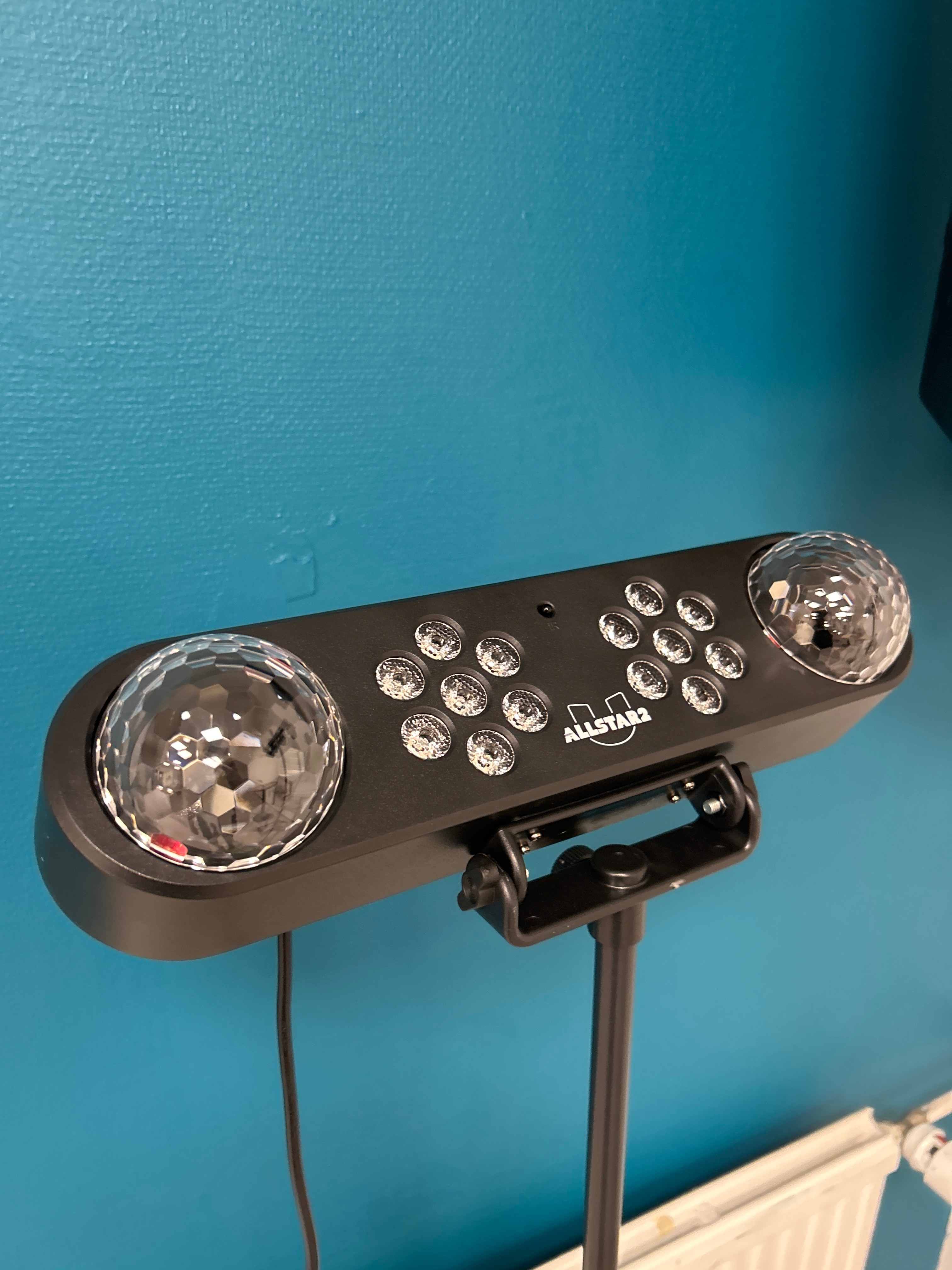 Optoma projector with screen, effect lights and active speaker Proel ...