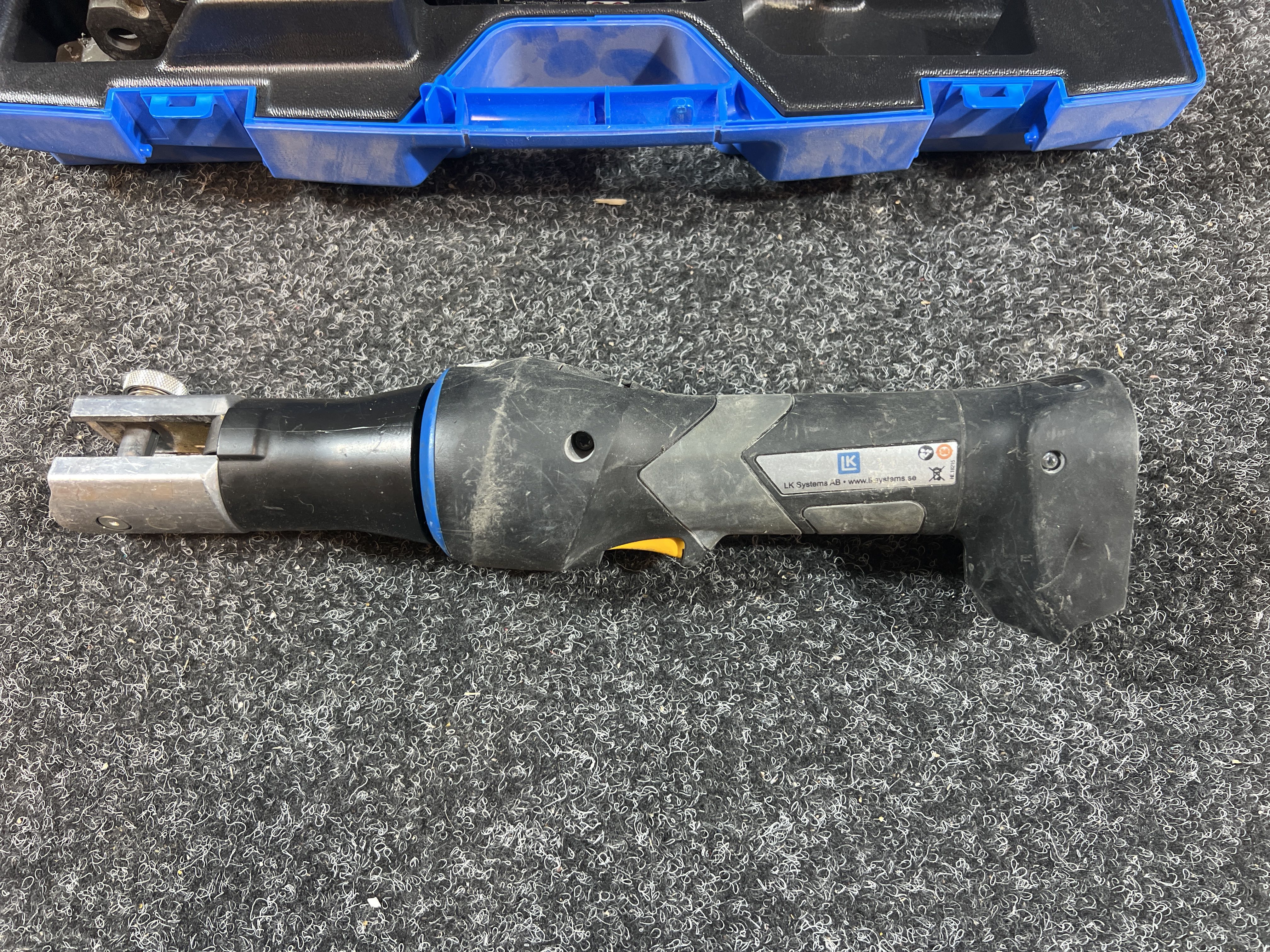 Press tool with pressing jaws - Klauke LK System MAP219FLM - PS Auction ...