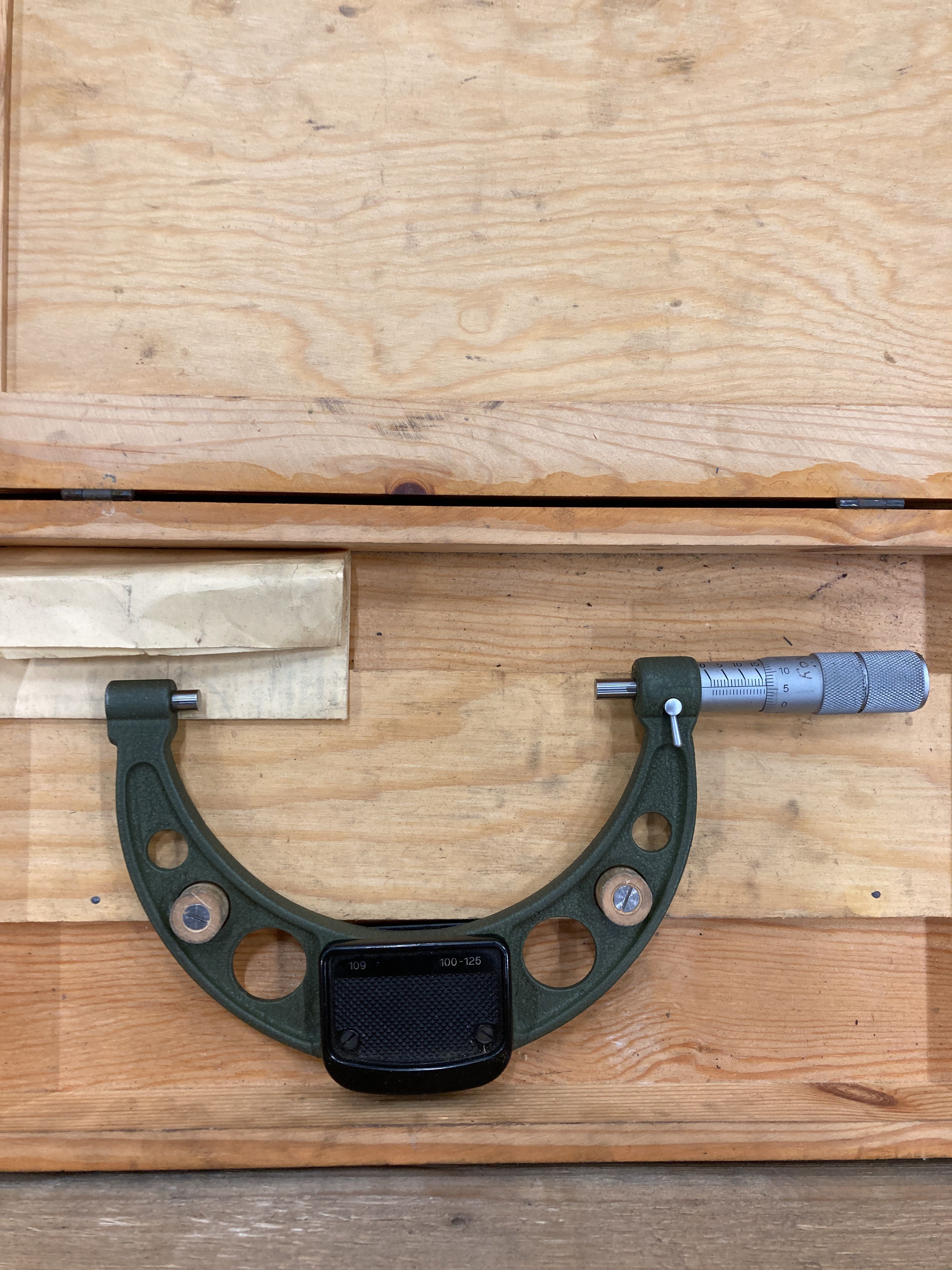 External micrometers CEJ 75-300 mm - PS Auction - We value the future ...