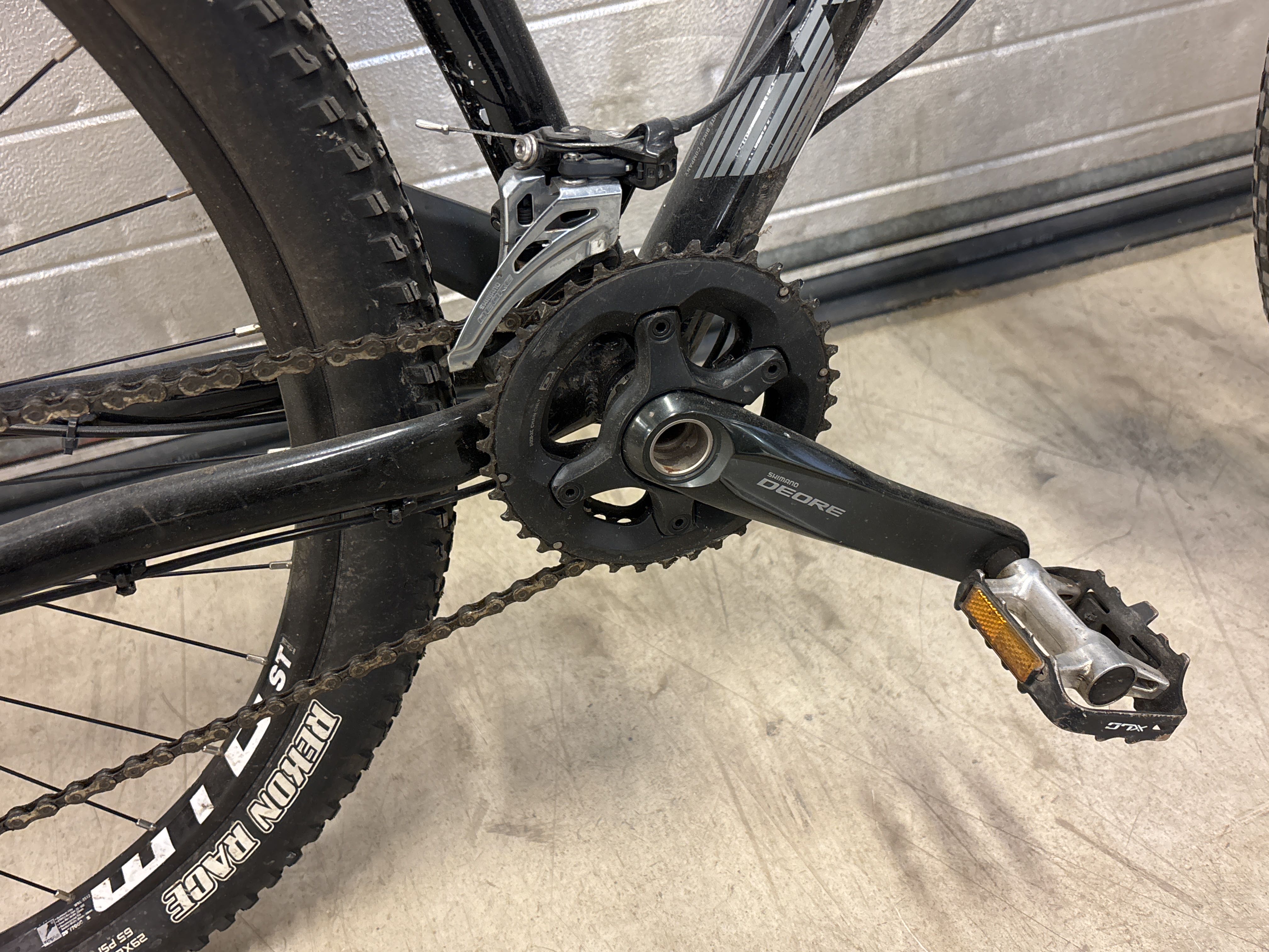 Mountainbike - White XC 290 Pro - Auktioner online - Nätauktioner ...