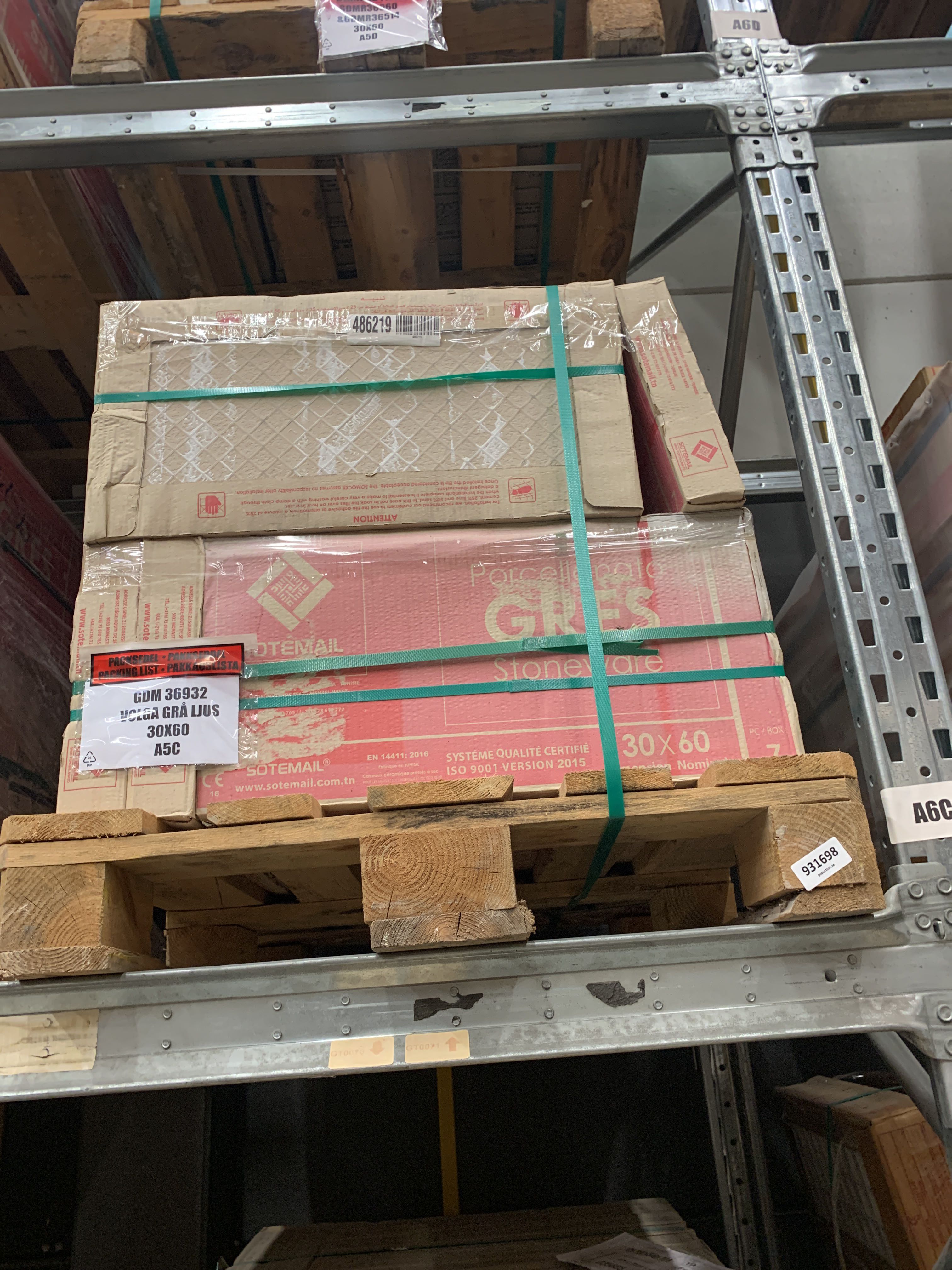 Tiles, Volga, light gray textured mat, 30x60cm, approx. 40 packages ...