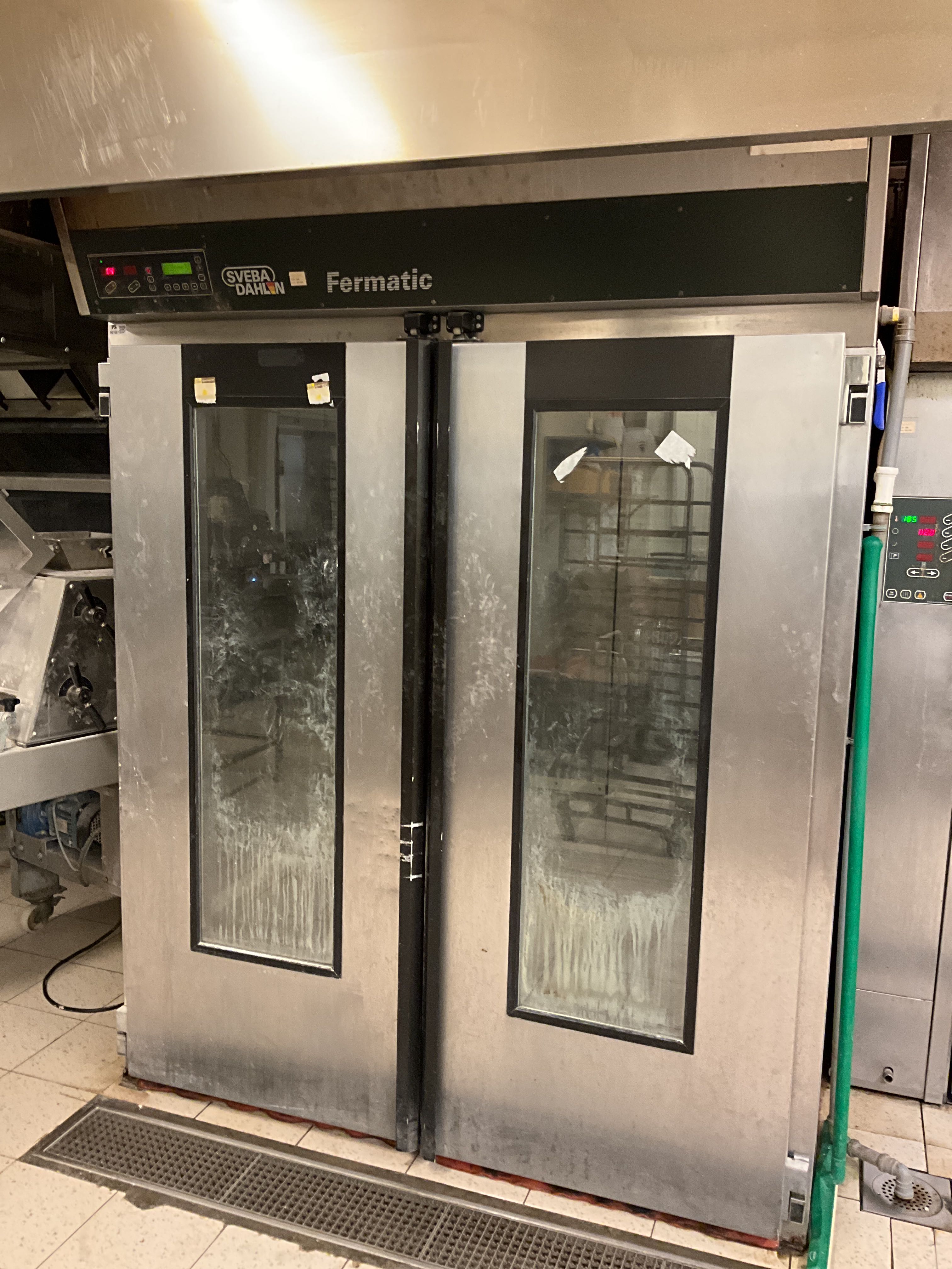 Jässkåp Sveba Dahlen Fermatic, - Auktioner online - Nätauktioner ...