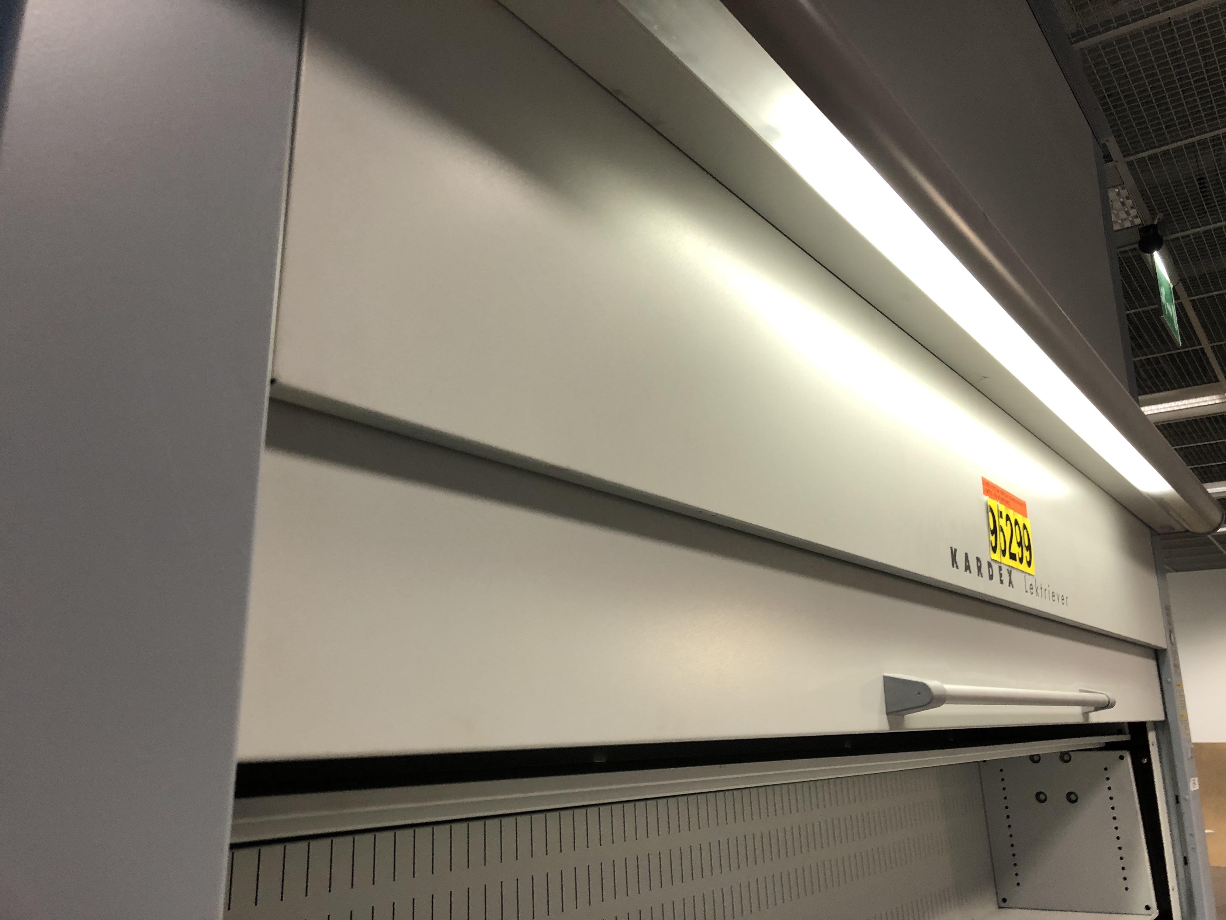 Kardex Lektriever SYS-1151541 karusellihylly (purettu myyntiä varten ...