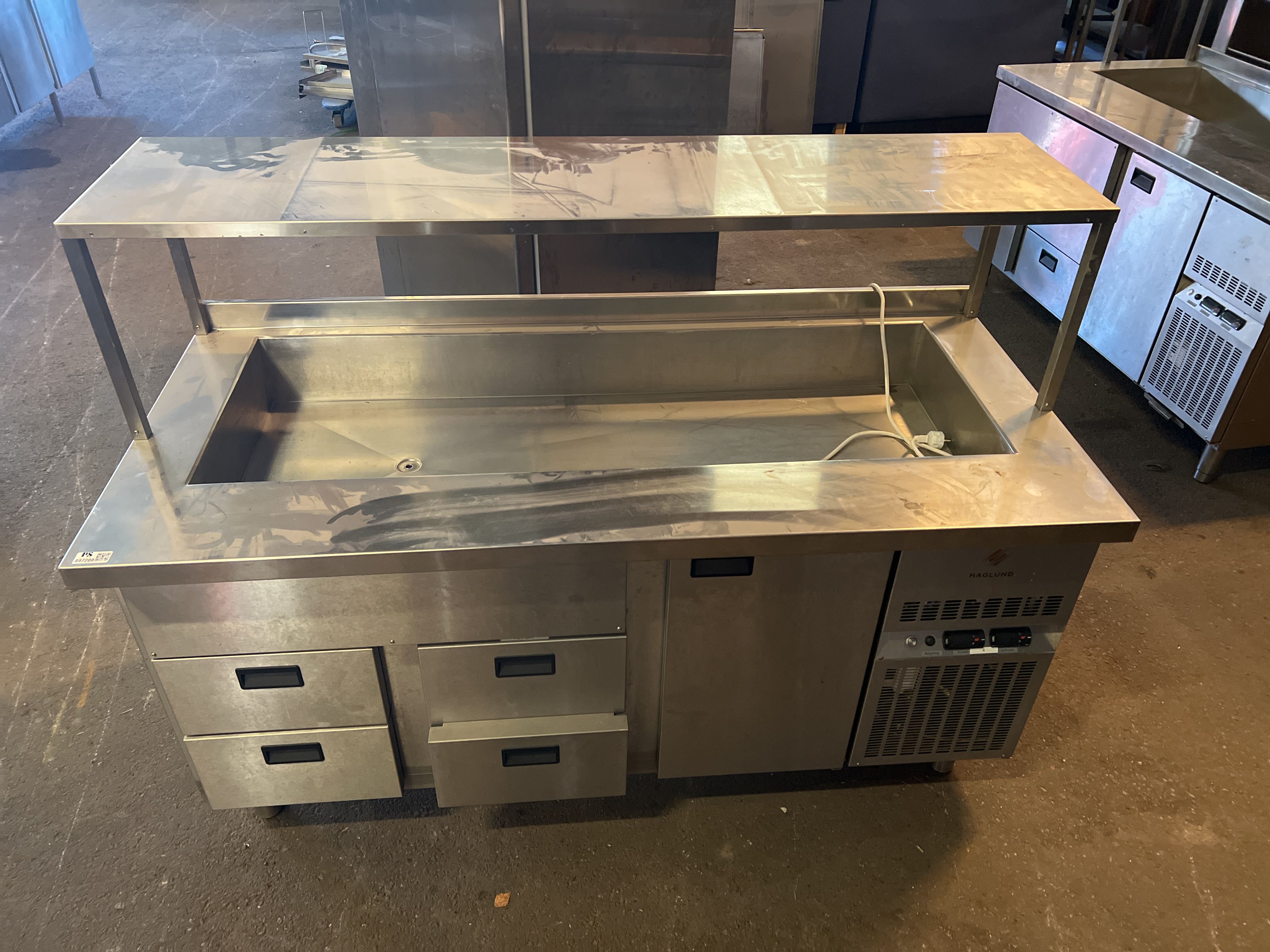 Haglund Cooler bench with well 170cm - PS Auction - We value the future ...