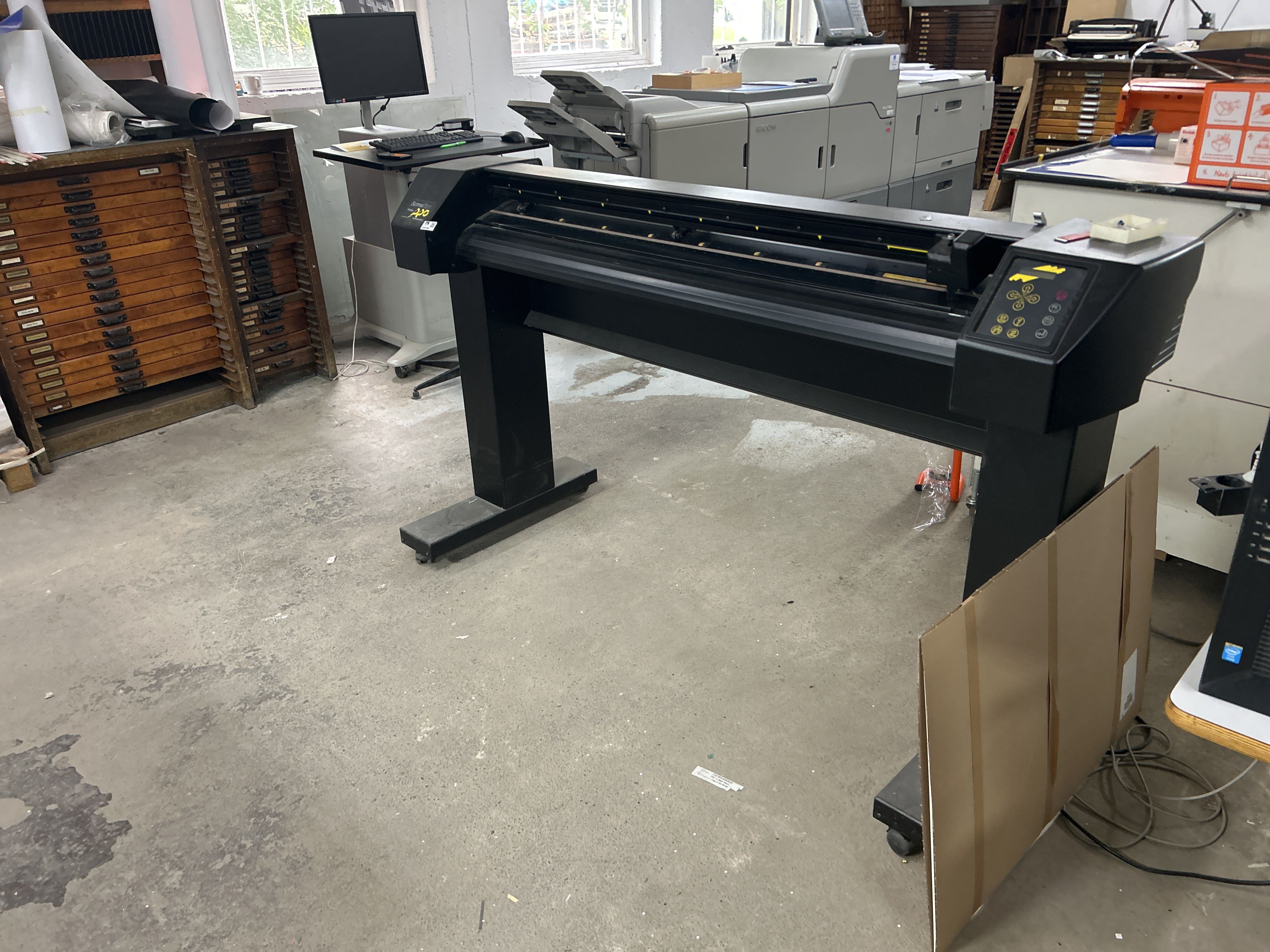 Skärplotter SummaSign Pro T1300 - Auktioner online - Nätauktioner ...