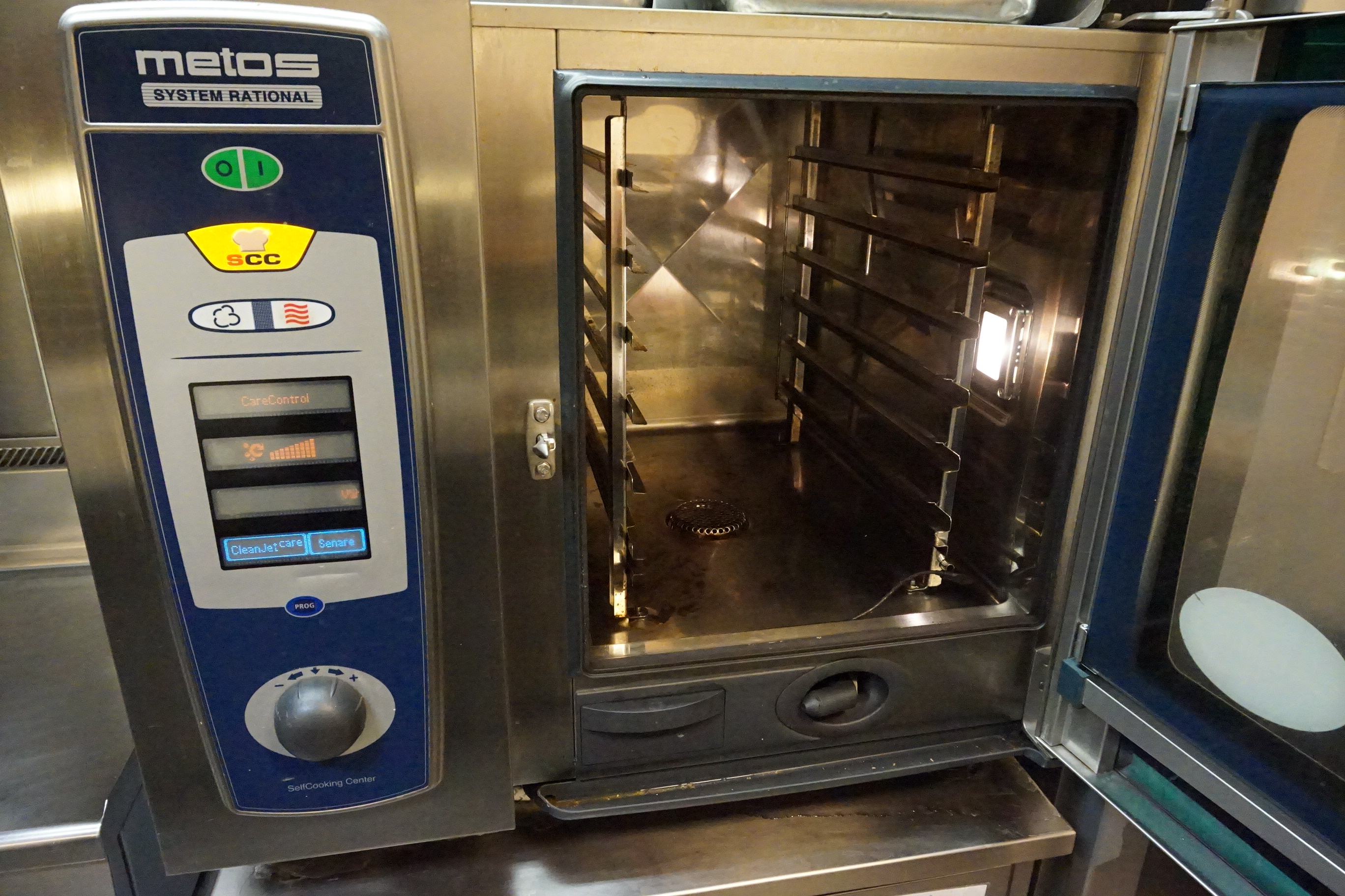 Rational ugn scc 61 / Selfcooking - Nätauktioner & Konkursauktioner ...