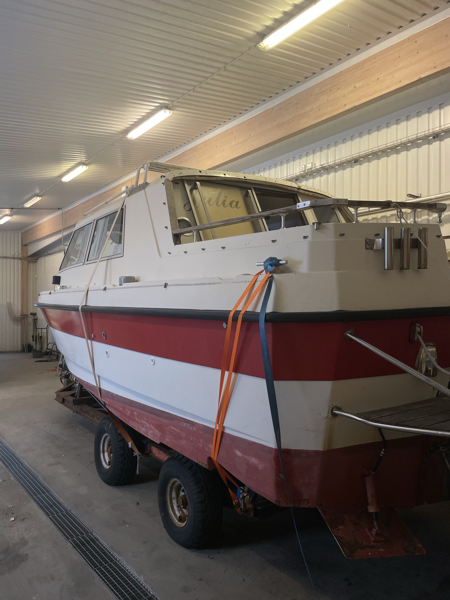 Flipper 760 -1984 ink boat trailer - PS Auction - We value the future ...