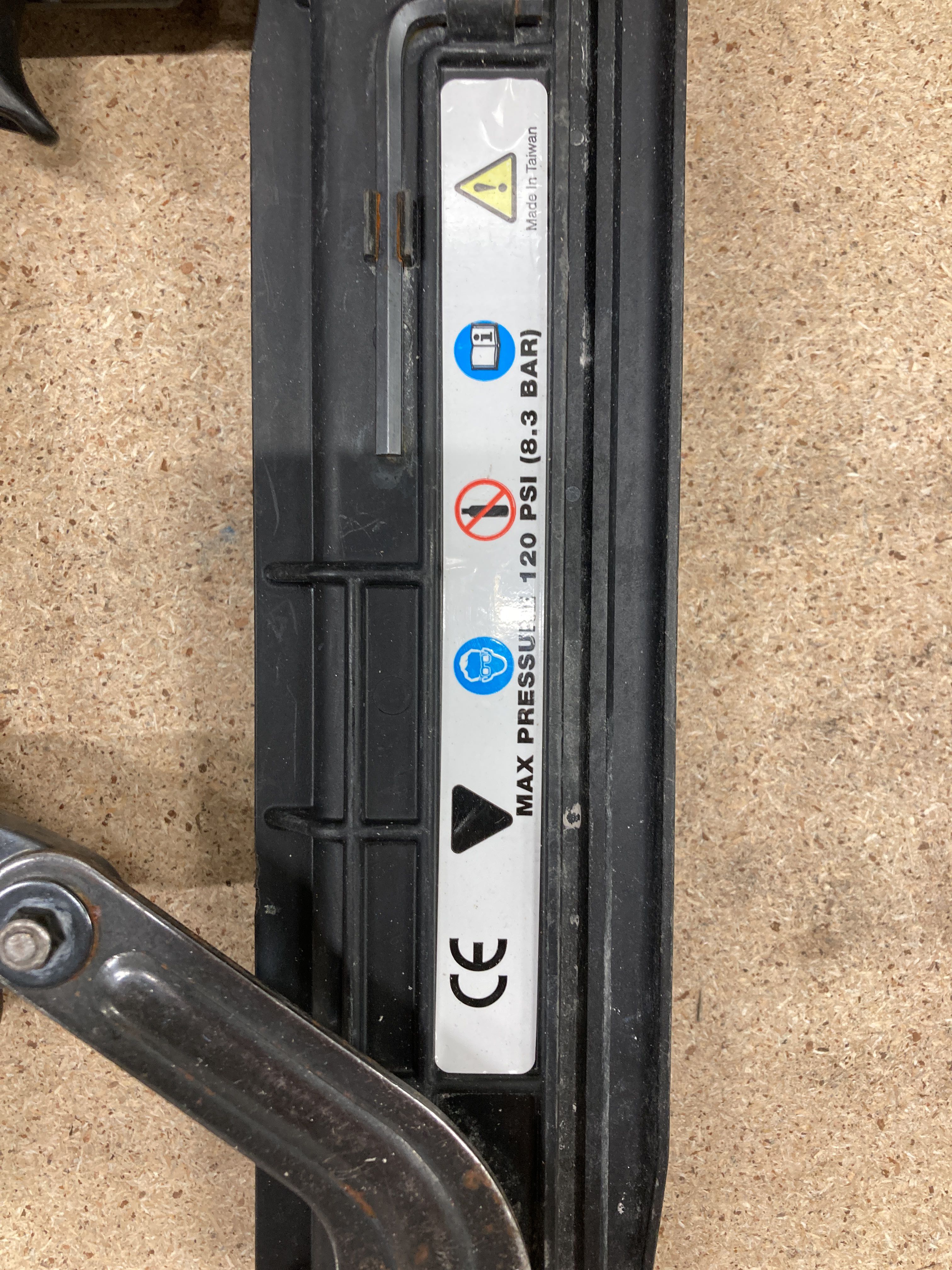 Staple gun Senco SNS41 - PS Auction - We value the future - Largest in ...